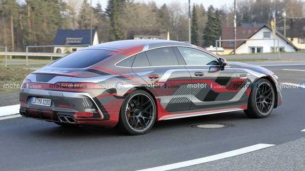 Mercedes-AMG GT73e Tertangkap Kamera dengan Livery Baru