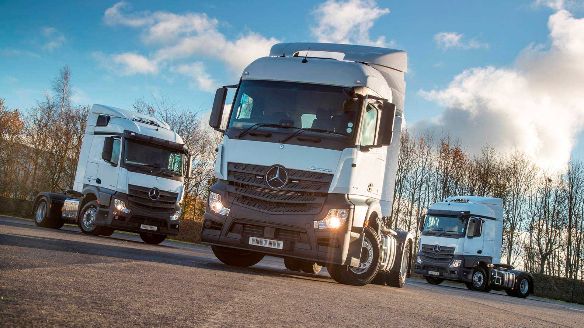 UK: 'Supercab' police trucks now in use on the A1(M)