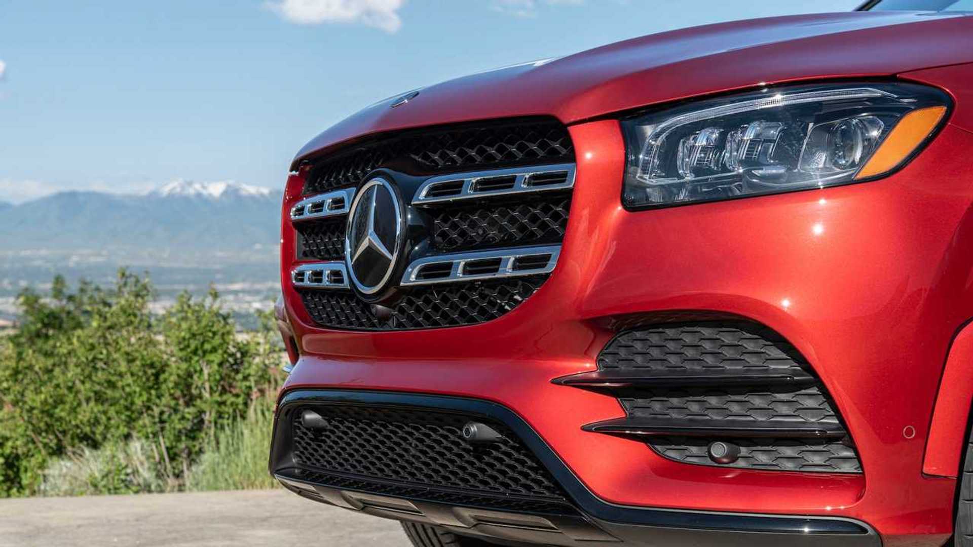 Nuova Mercedes GLS, il meglio che la Stella possa offrire