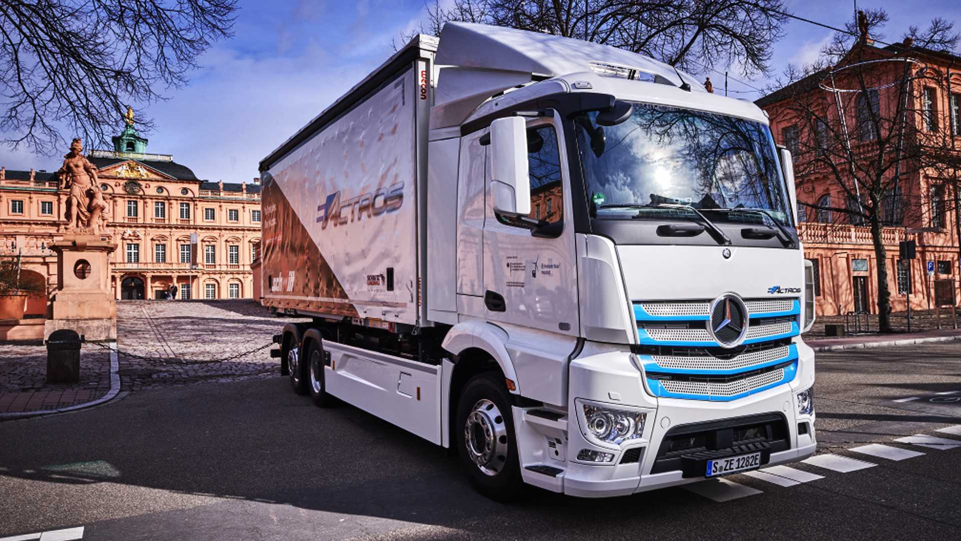 Test Mercedes-Benz eActros. In esercizio con Rigterink