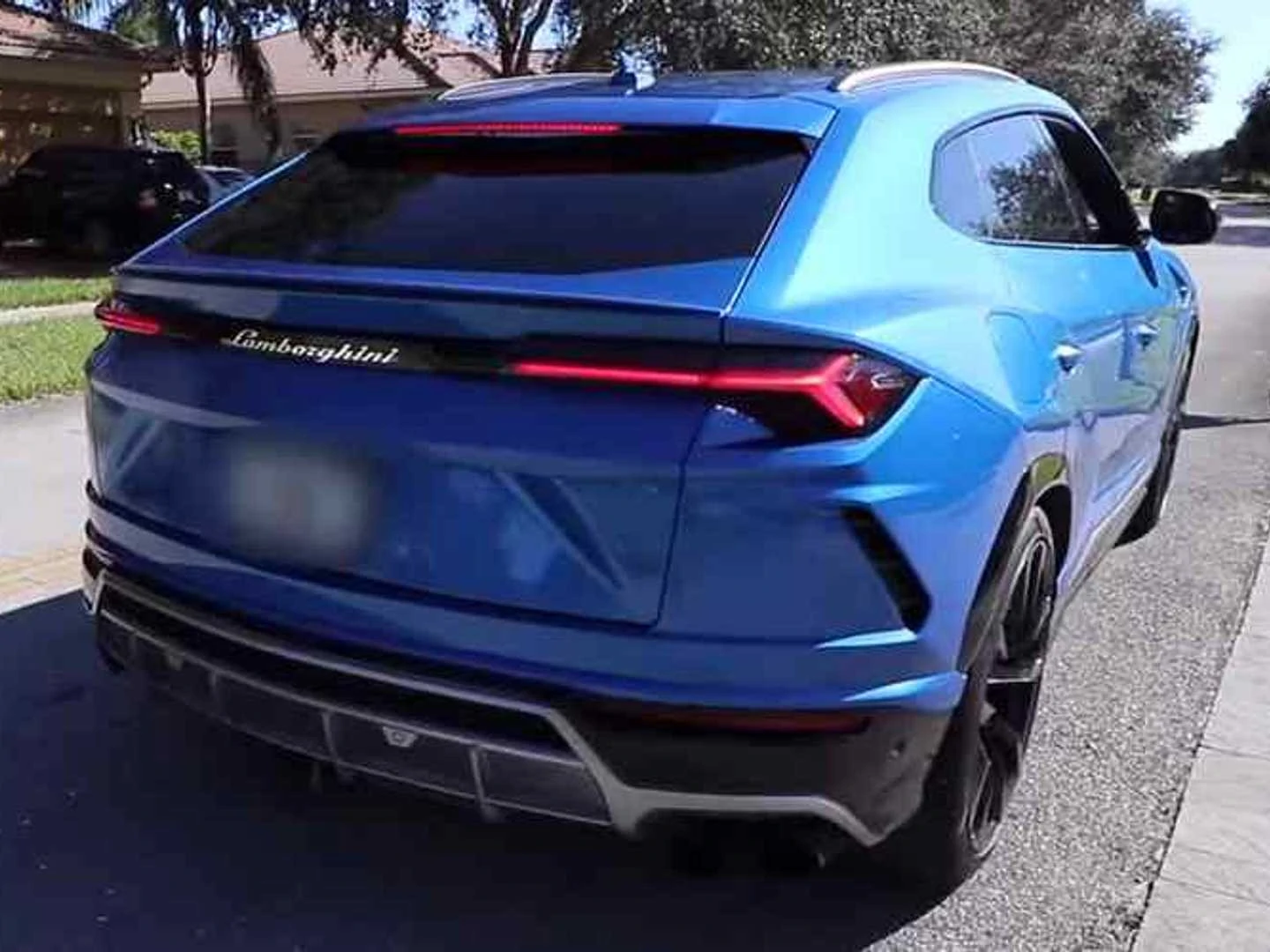 No Lamborghini Suv Truck