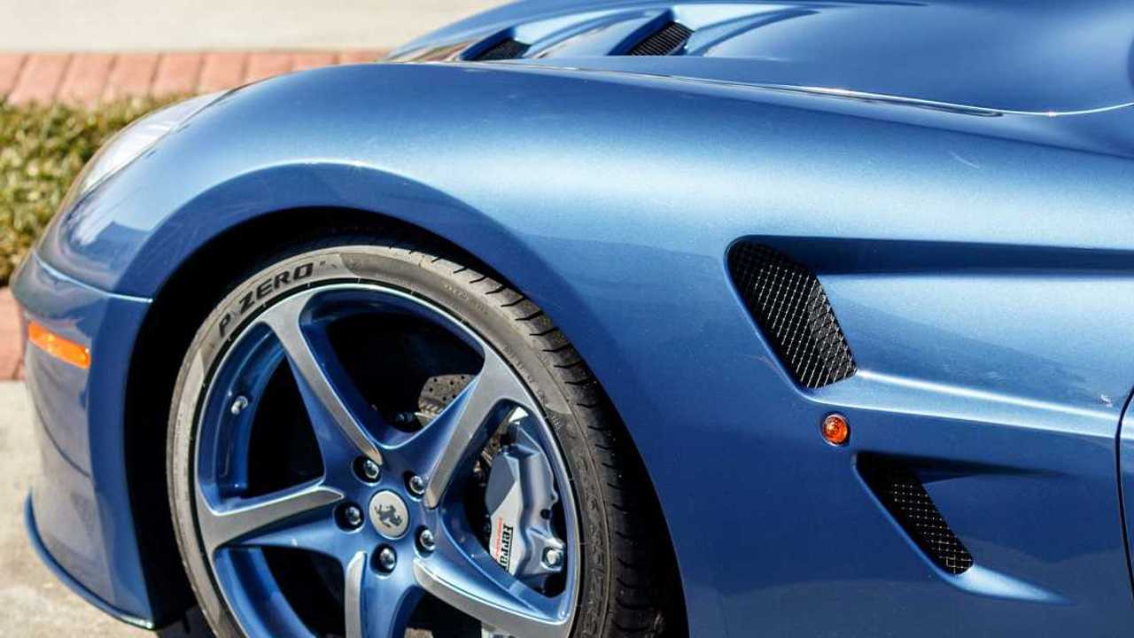 PHOTOS - L'unique Ferrari Superamerica 45 à Daytona
