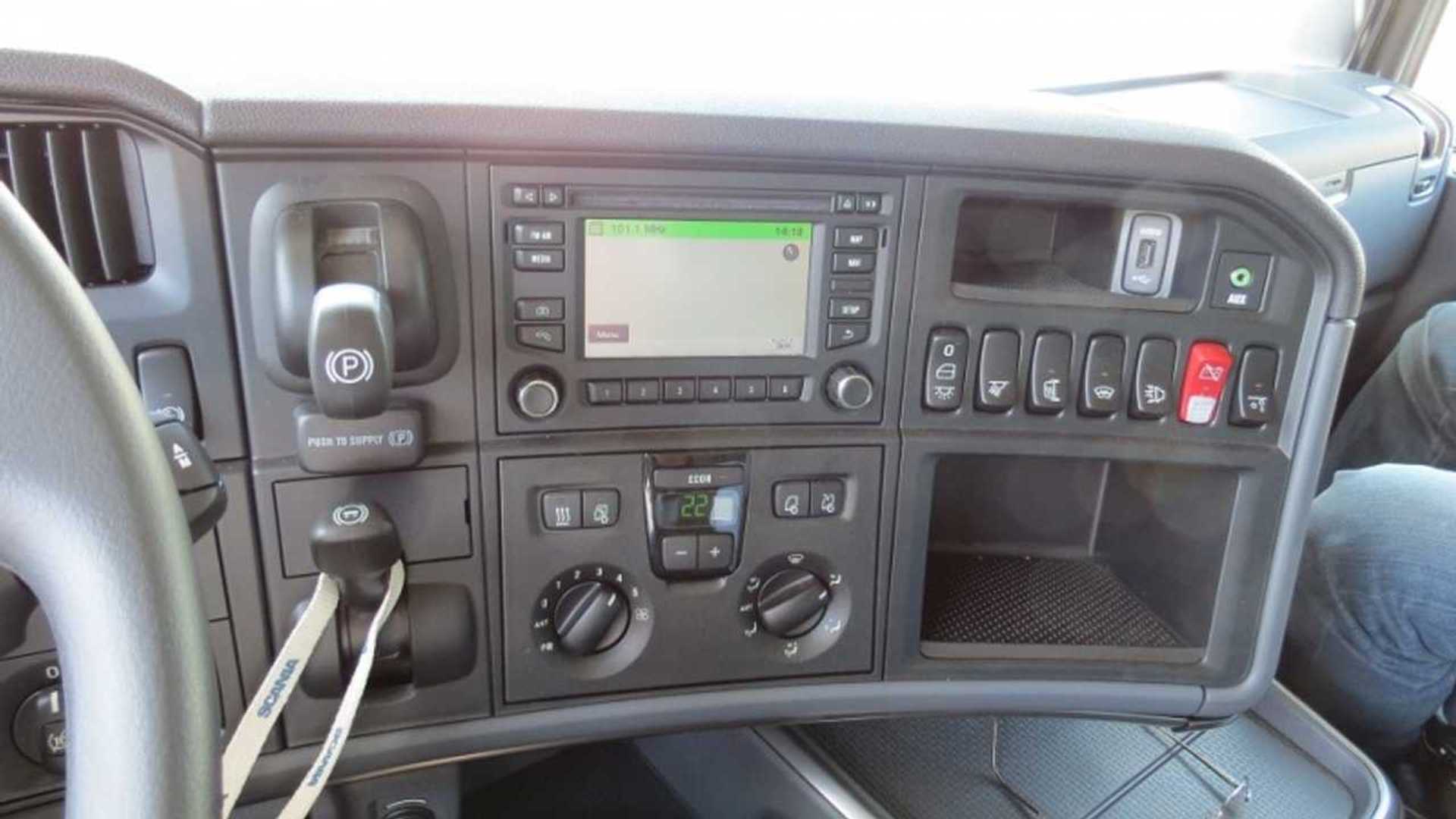 Crítica: Scania R360