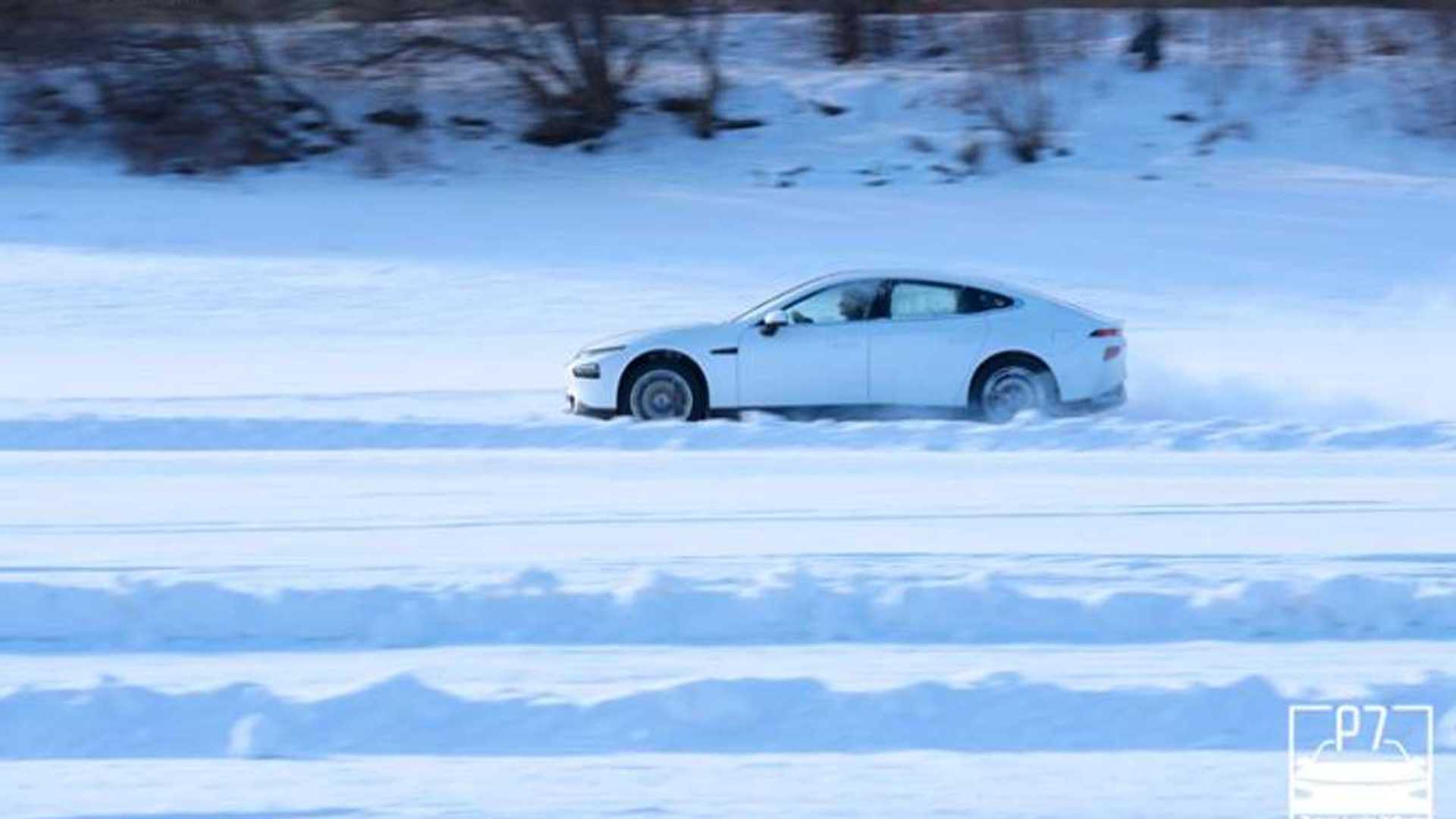 Xpeng P7 Completes Cold Weather Testing