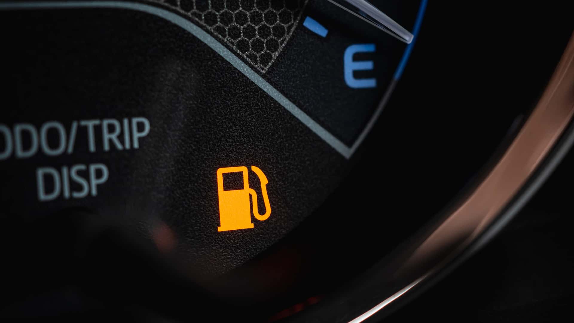 The European Commission wants to re-evaluate the idea of e-fuels