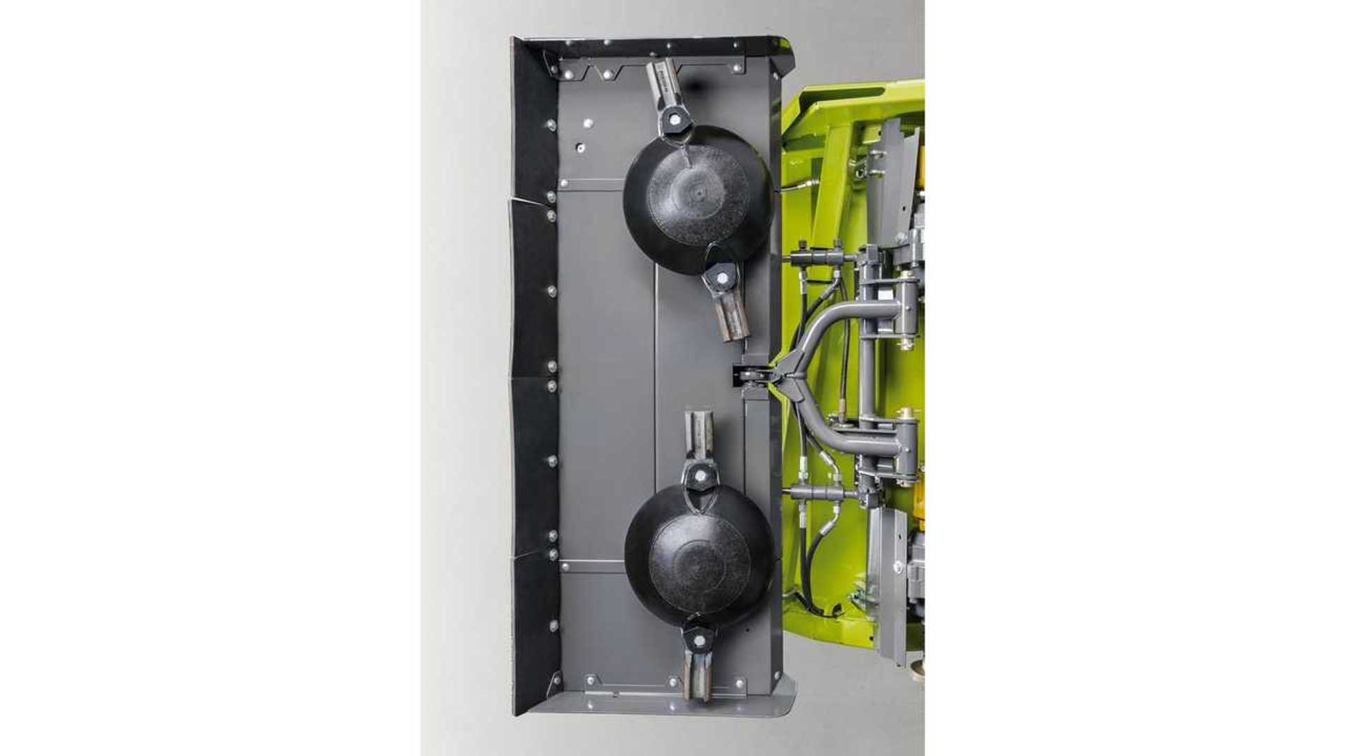 CLAAS CORIO STUBBLE CRACKER con frantuma-stoppie integrato