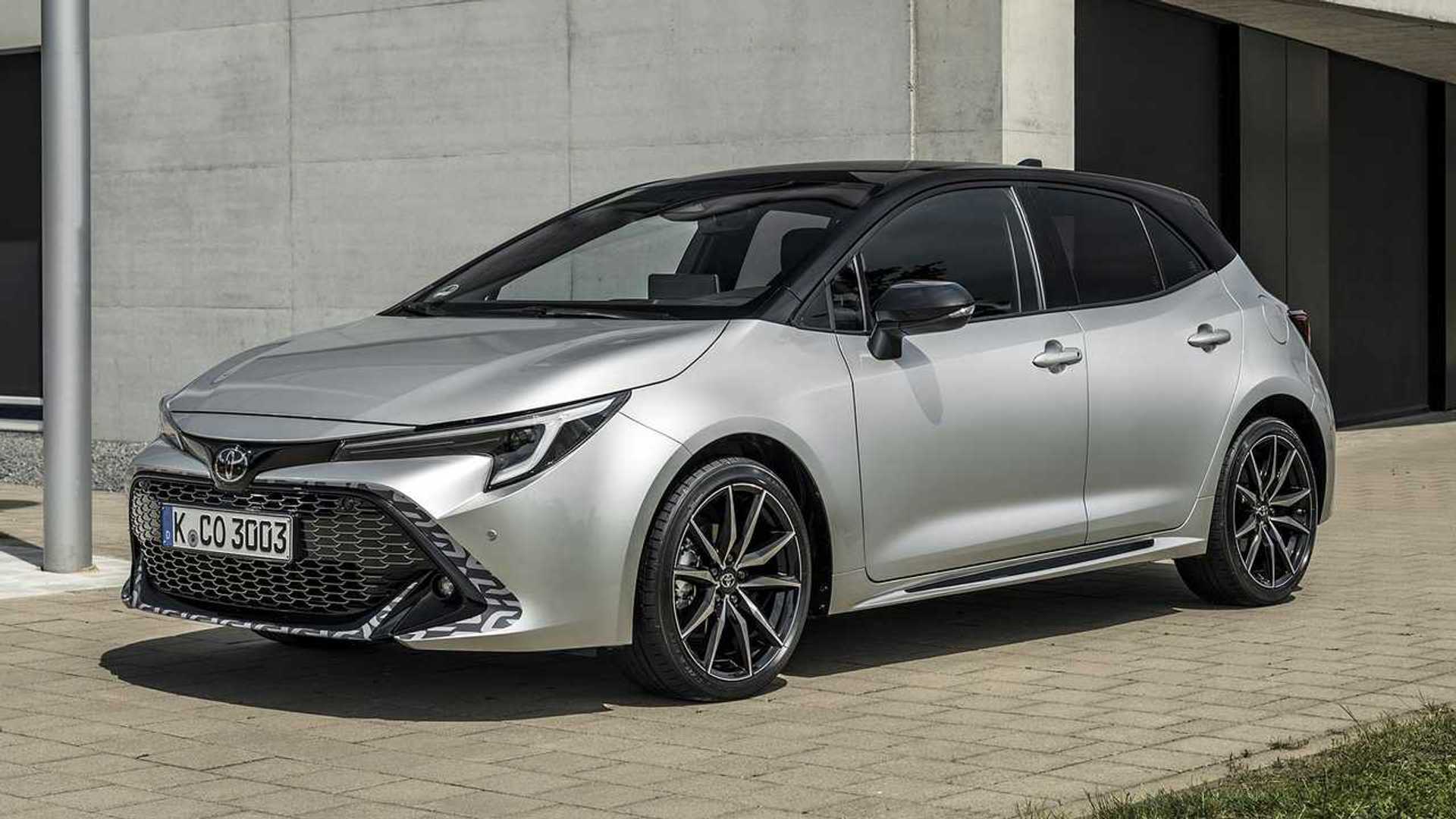 Toyota Corolla restyling, i segreti dell'ibrido di quinta generazione