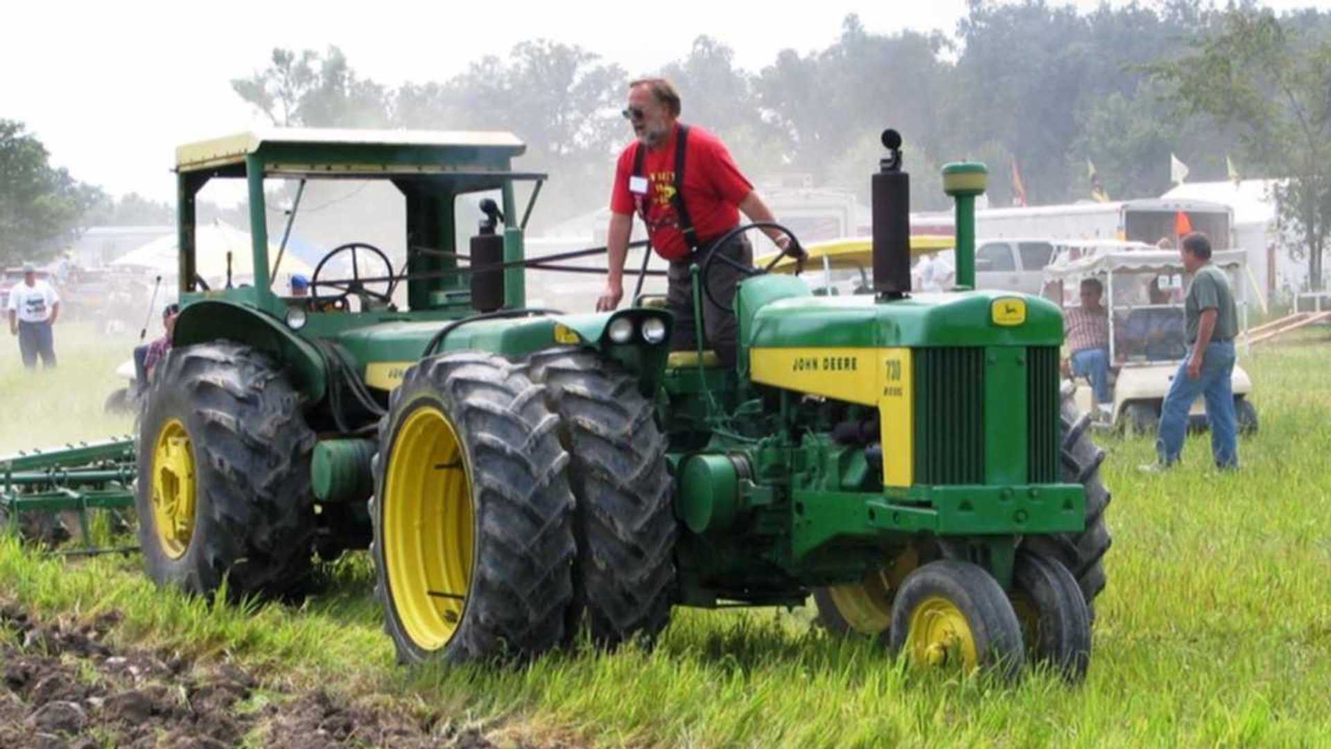 Trattori tandem: prima del 4WD bastava unire assieme due trattori