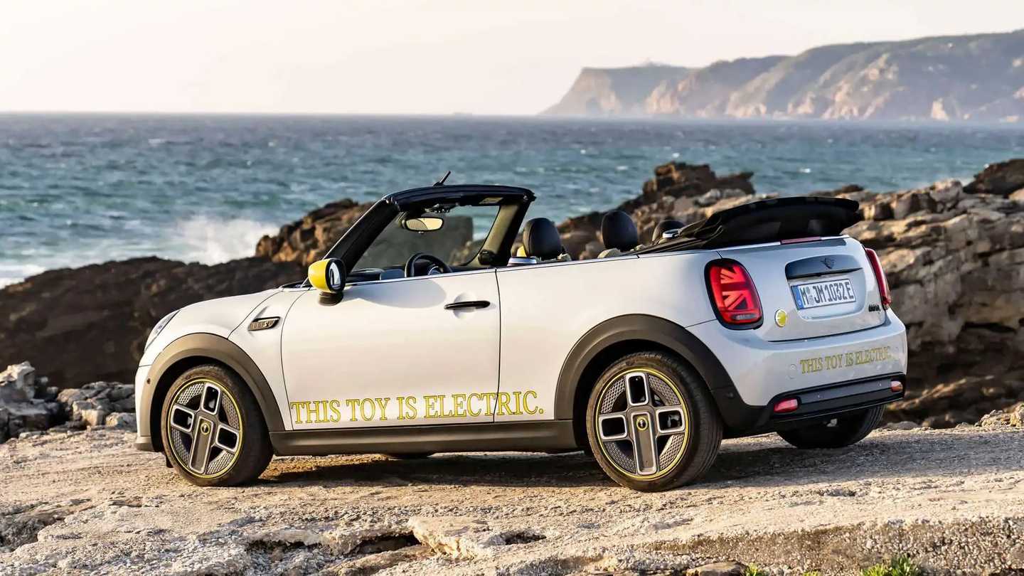 MINI Cooper SE Cabrio: descapotable, eléctrico y one-off