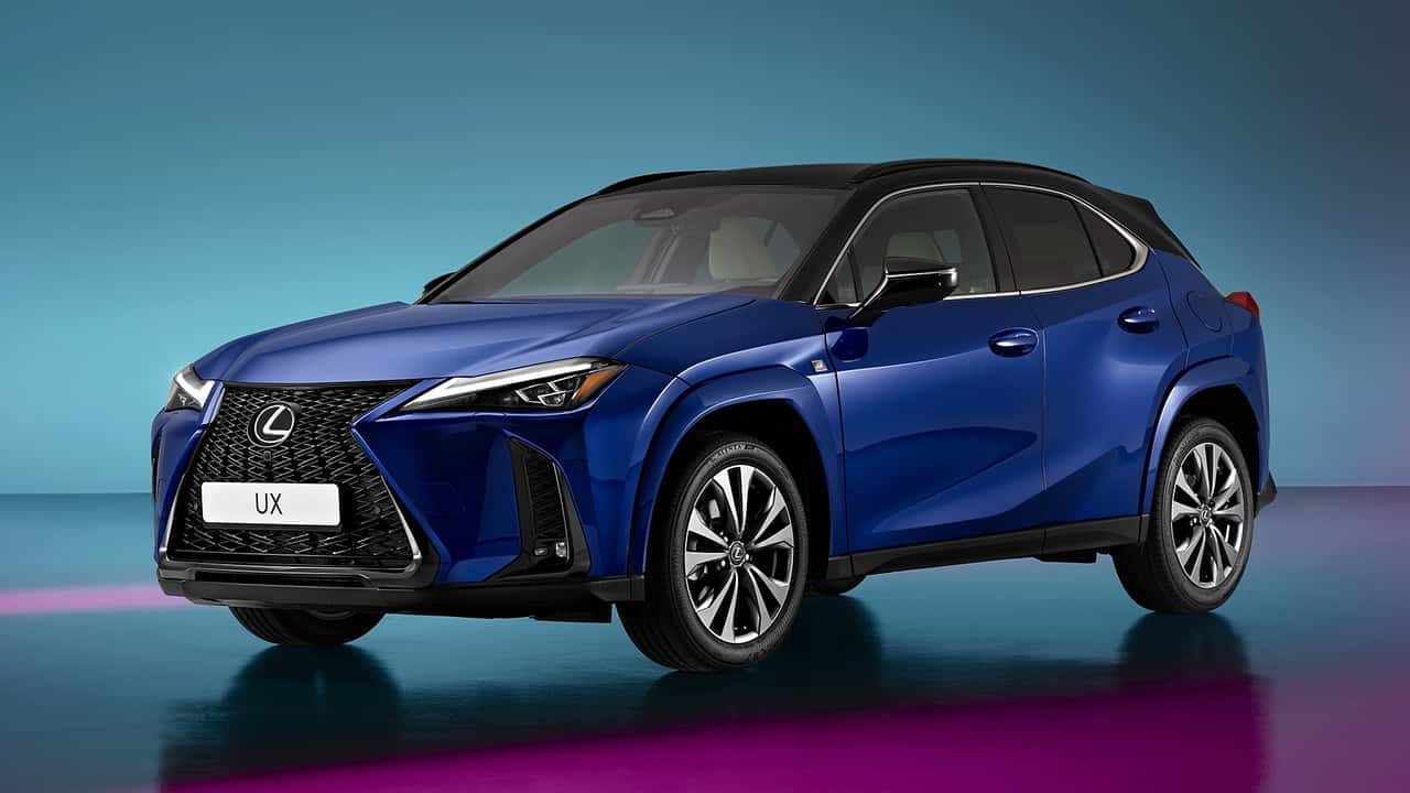 La Lexus UX ibrida diventa più potente: ecco la UX 300h da 199 CV
