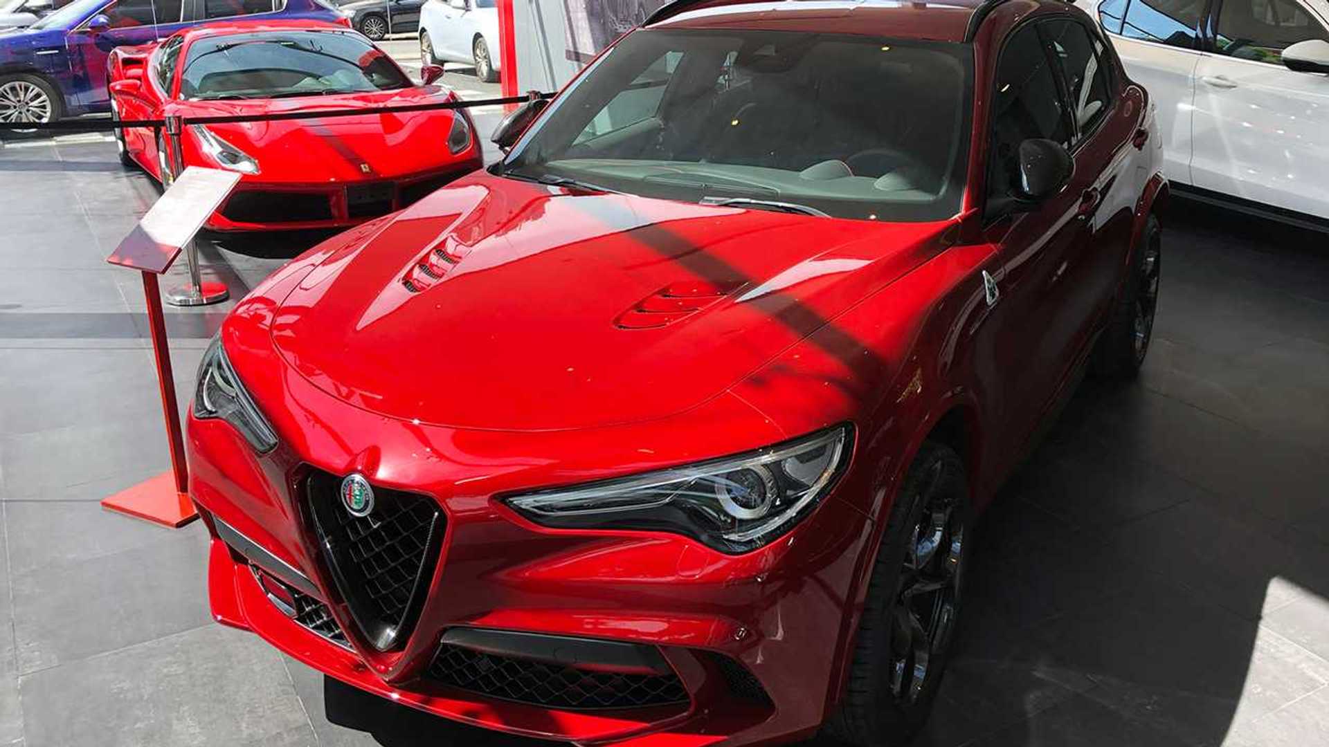 SUV con motor Ferrari: llegó a la Argentina la primera Alfa Romeo ...