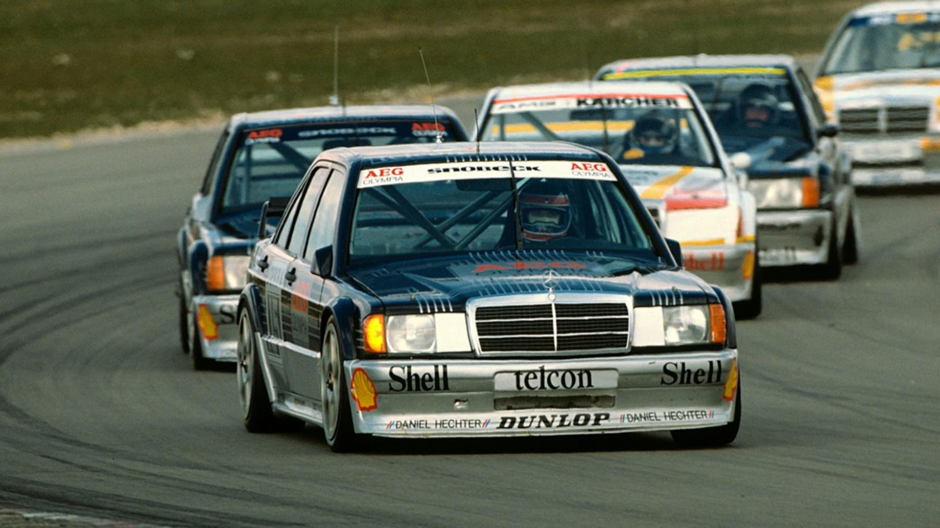 Méga galerie - Mercedes en DTM, de la route à la piste