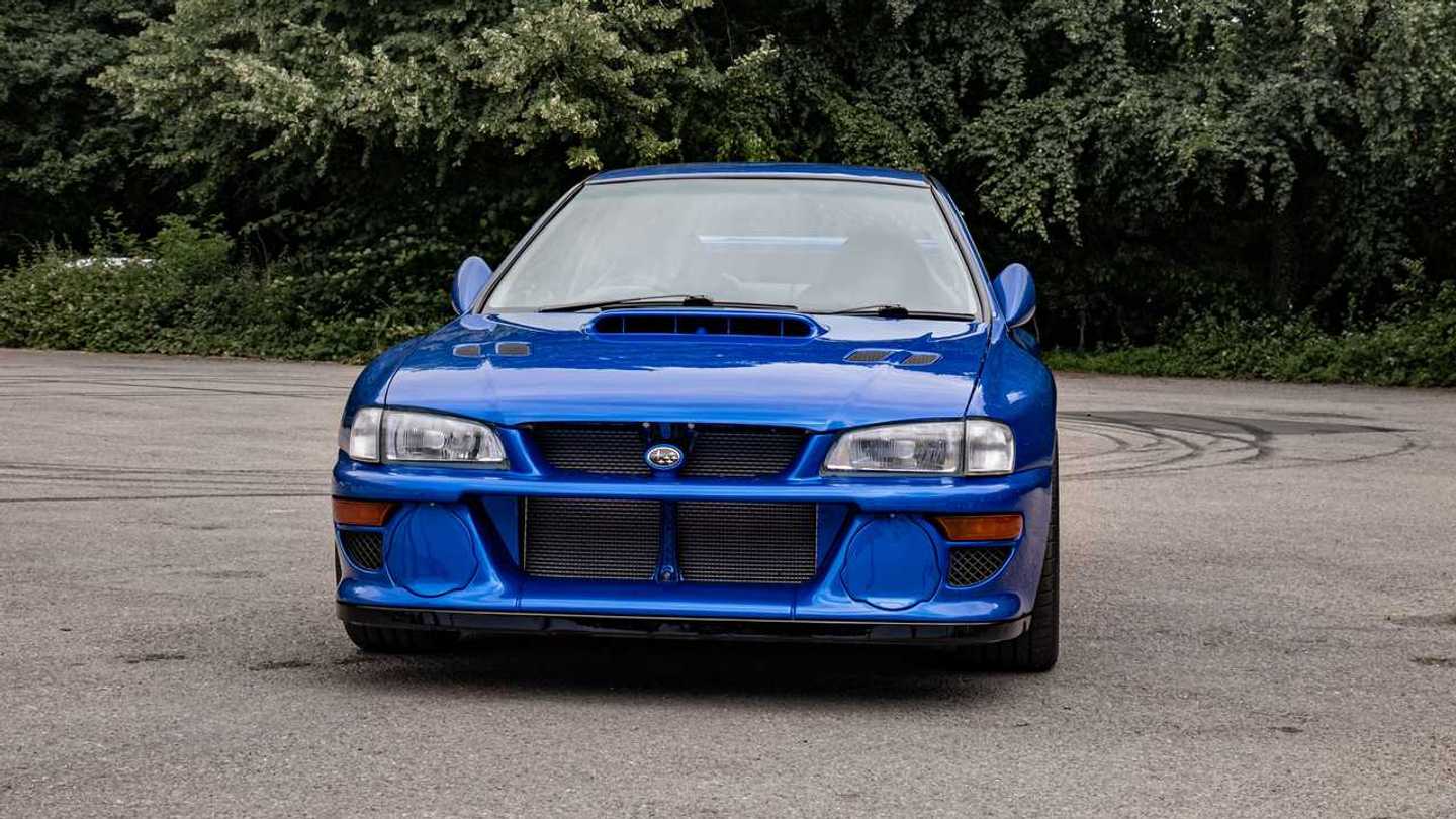Prodrive P25 Is A Modern Subaru 22B With Carbon Galore, Costs £460K
