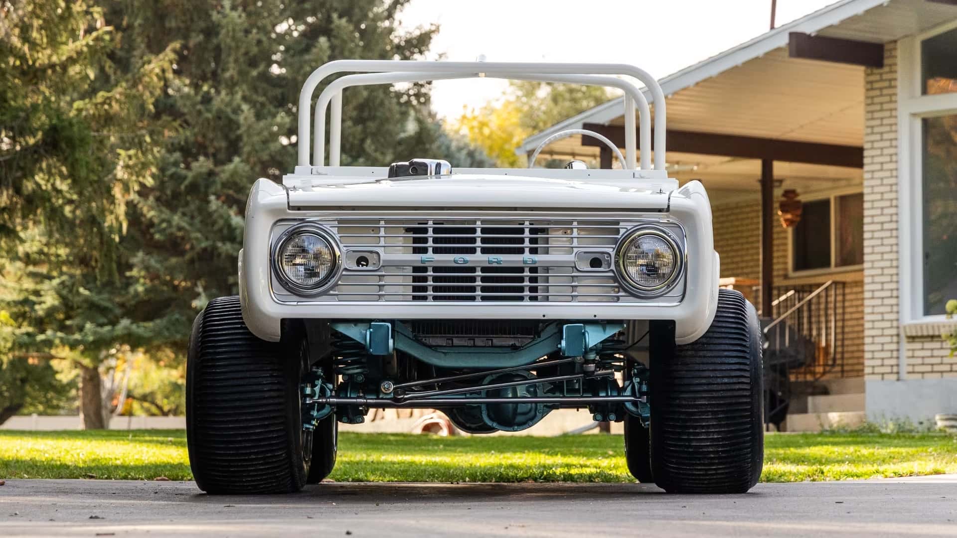 Foto: Ford Bronco, dragster da sabbia (1966) | Motor1.com