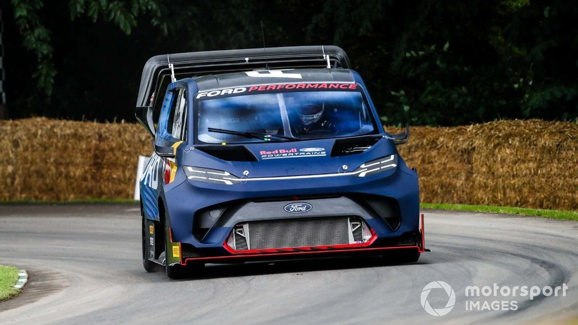 Le Ford SuperVan remporte la victoire au Goodwood Festival of Speed ...