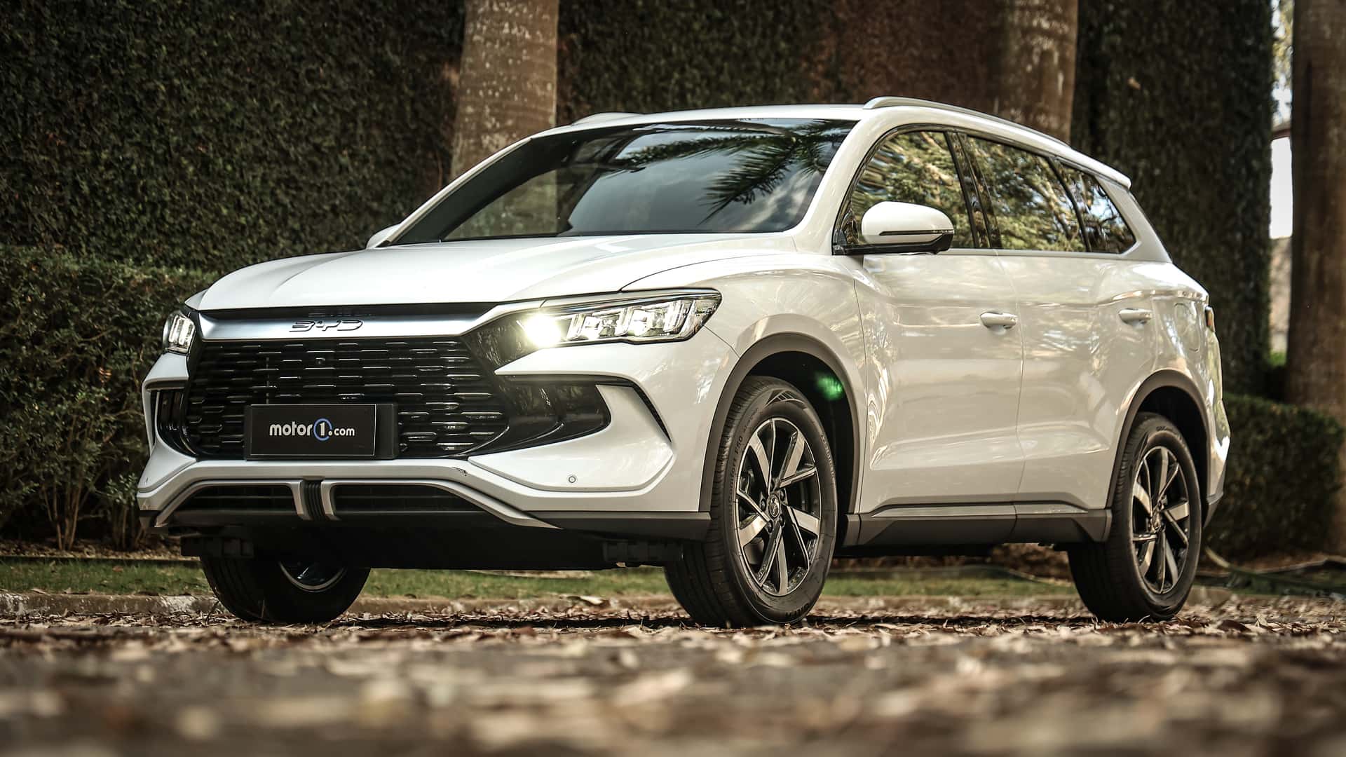 BYD Song Pro é lançado em duas versões por a partir de R$ 189.800