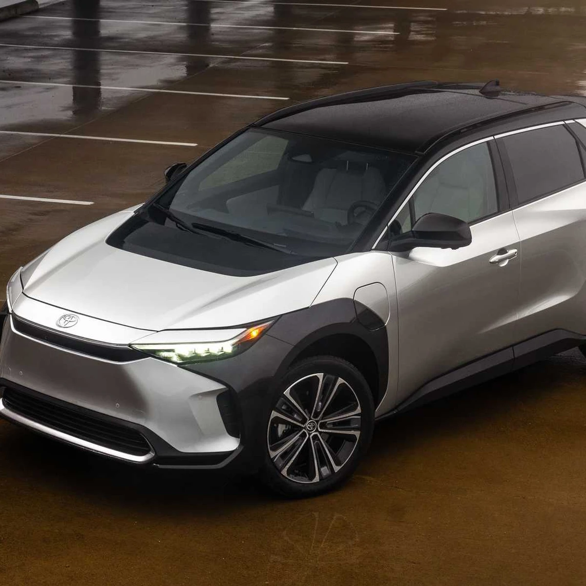 Toyota electric pret store
