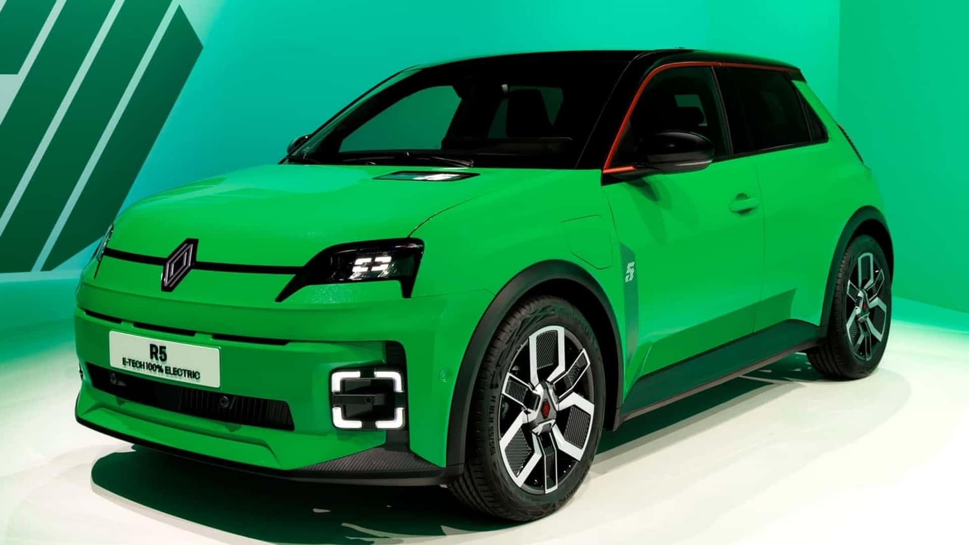 Renault 5 E-Tech faz estreia oficial e custará o equivalente a R$ 135 mil