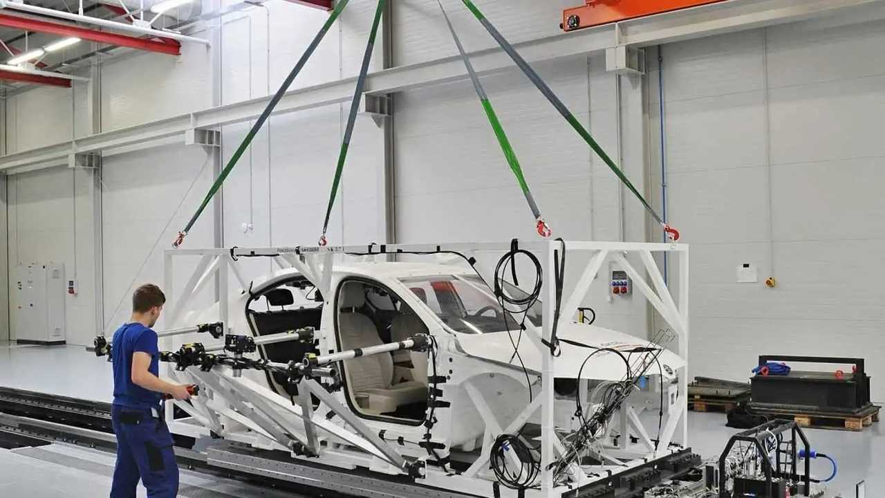 TÜV Italia, la qualità delle auto dietro il certificato tedesco
