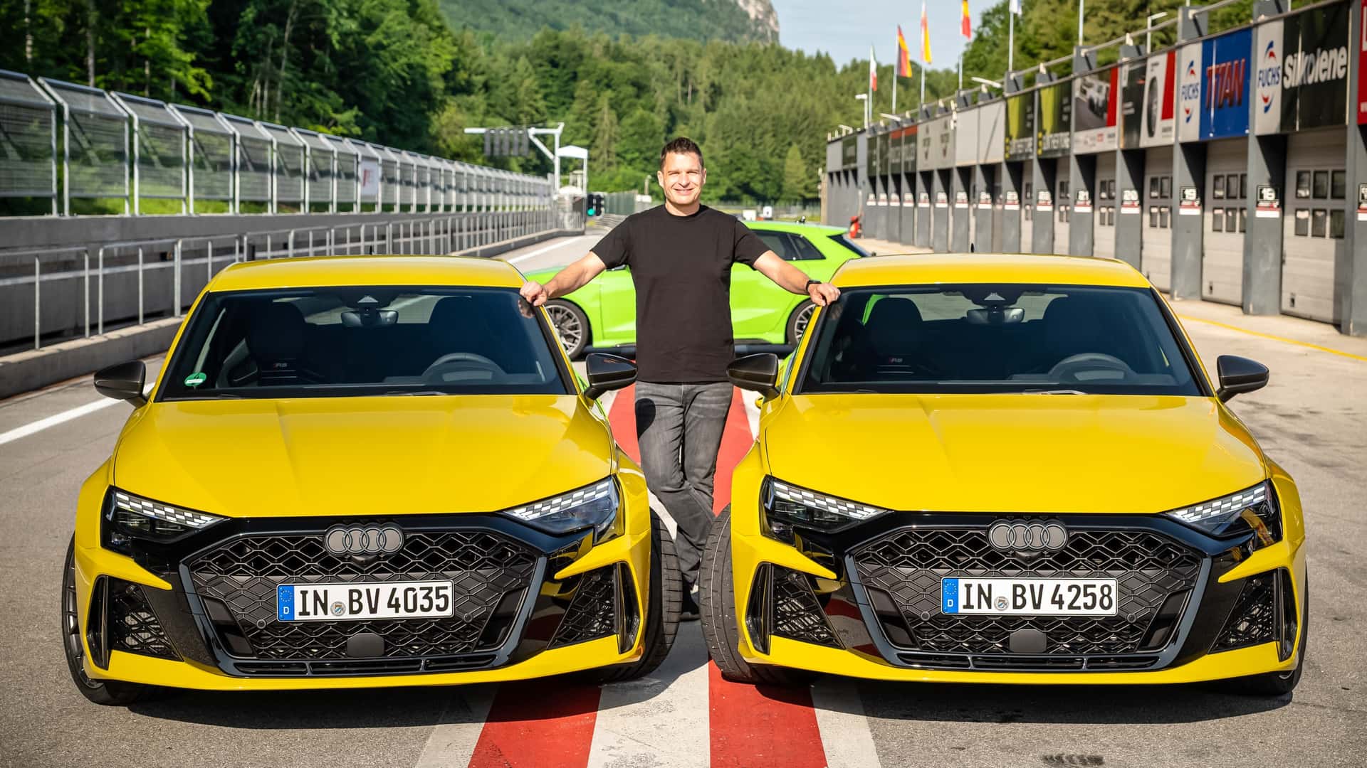 Audi RS 3 (2025) en test sur piste : pneus routiers ou semi-slick