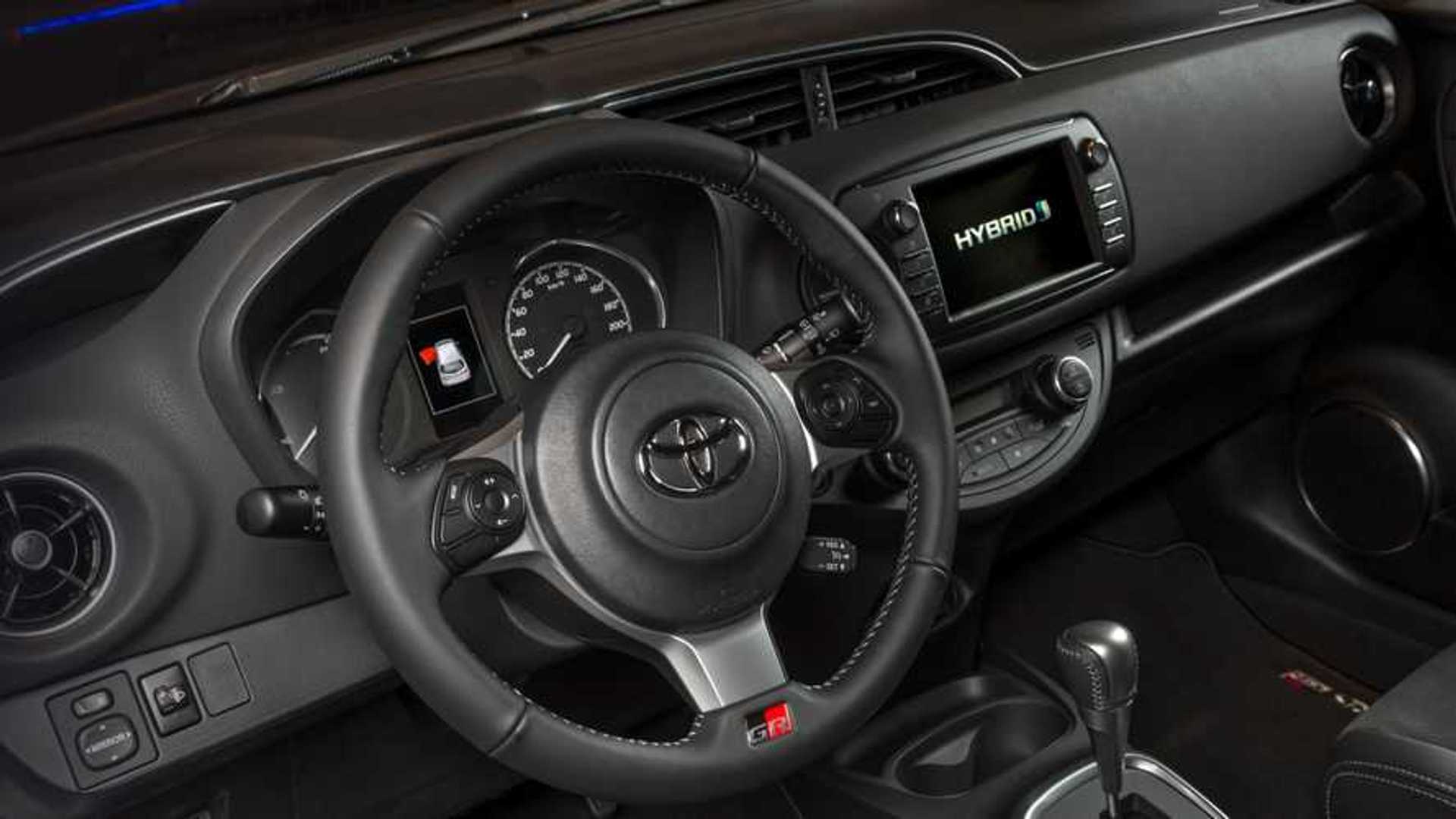 Mengenal Kelebihan Mesin 3 Silinder pada Mobil