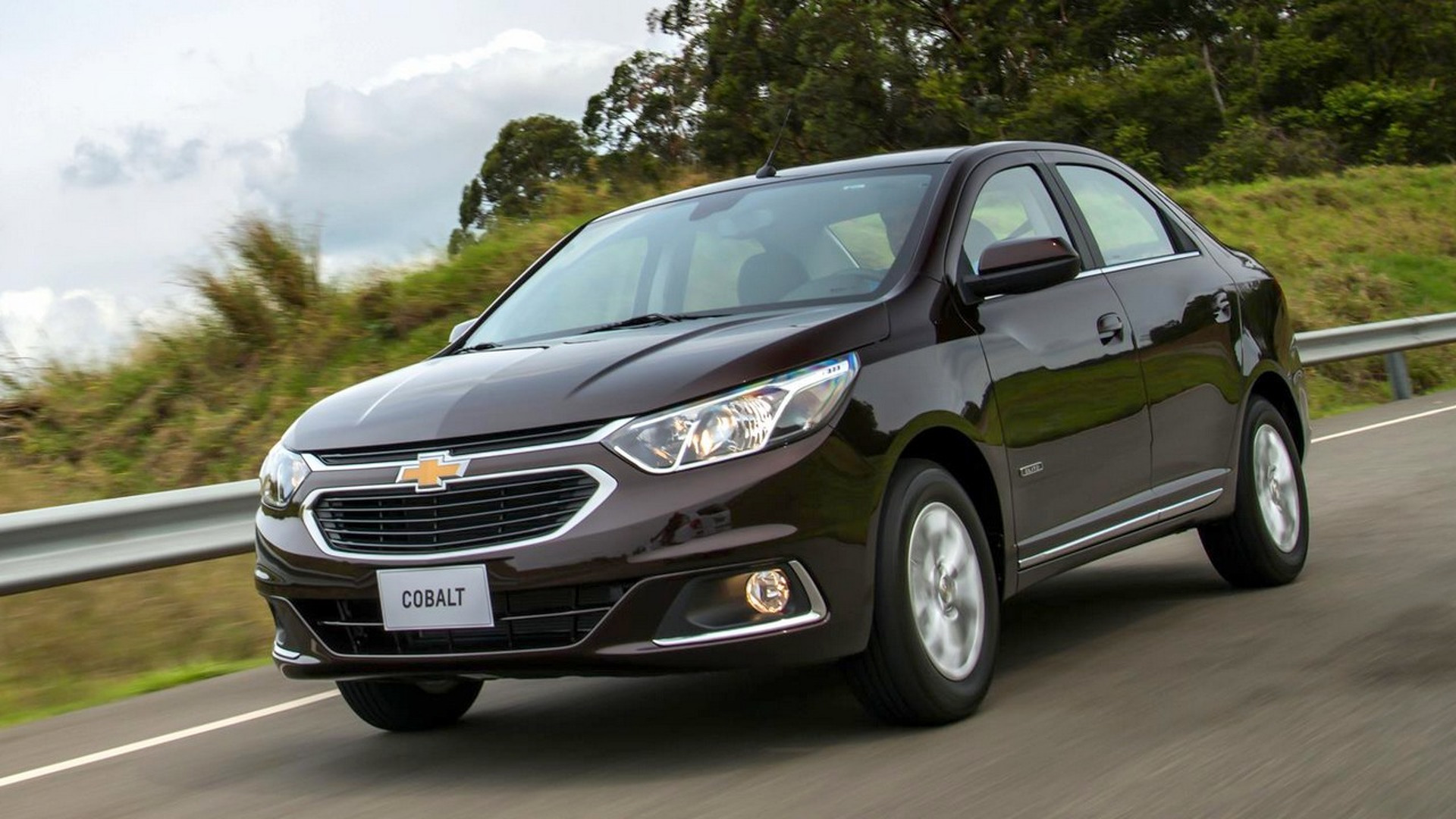 Briga em casa - Chevrolet Prisma LTZ AT x Cobalt LTZ AT