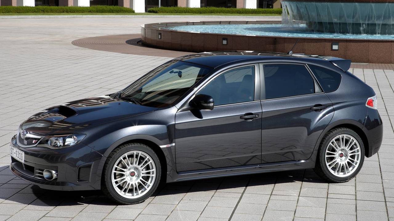 Subaru WRX STI Hatchback - News, Foto, Video, Listino