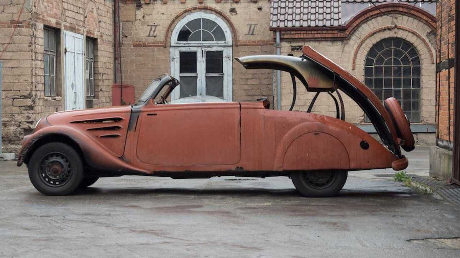 Un increíble Peugeot 402 Eclipse sale a venta