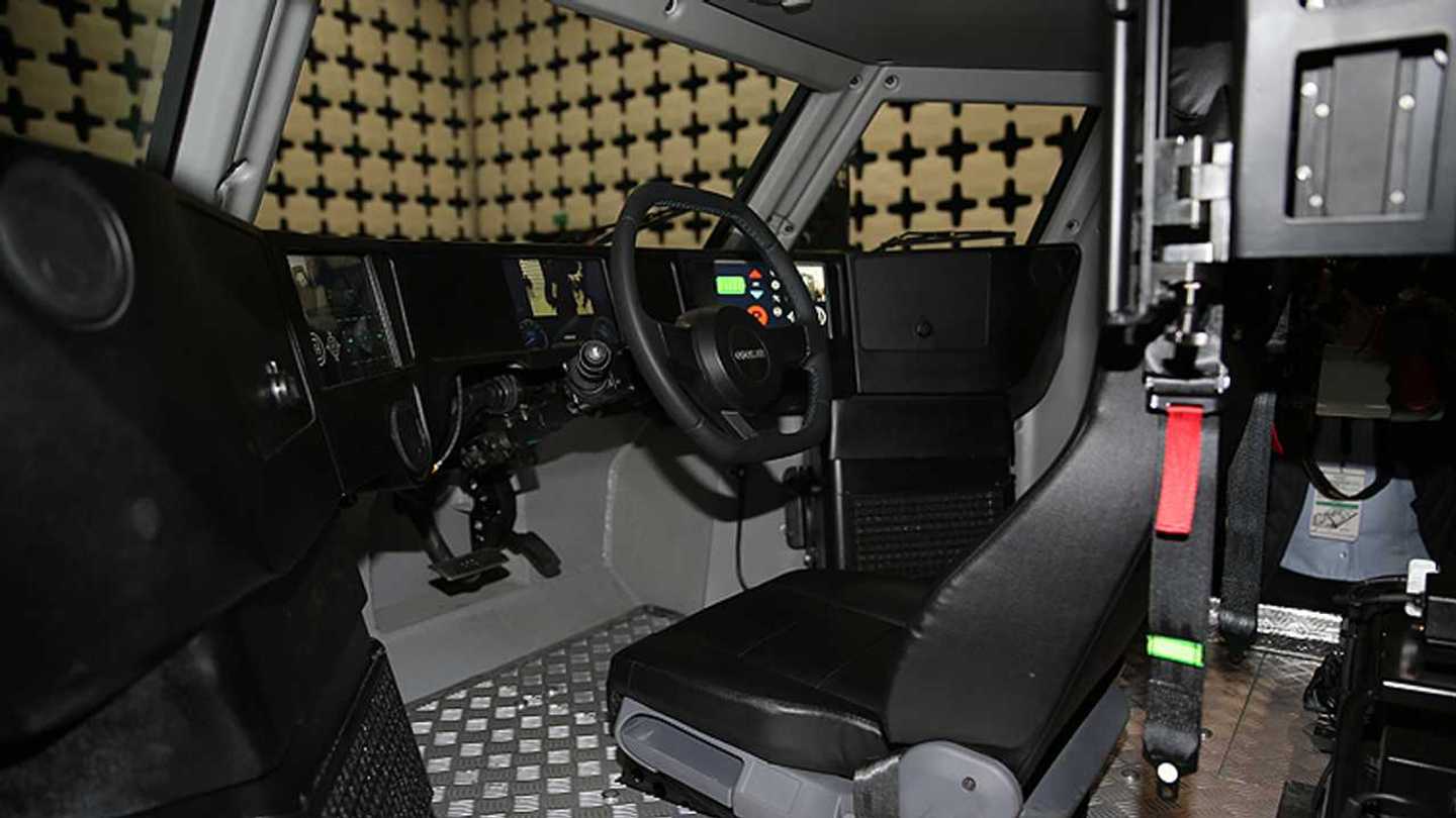 Türkiye’nin ilk elektrikli zırhlı aracı Akrep II tanıtıldı