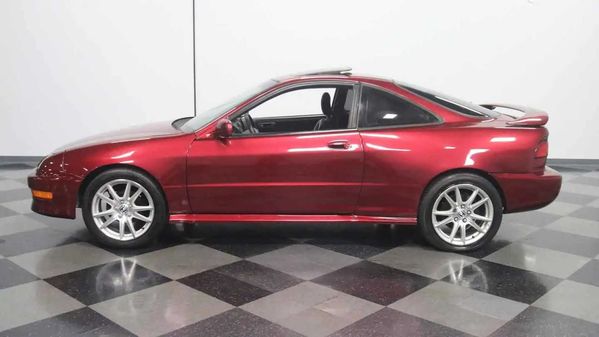 Drehen Sie durch, kaufen Sie diesen Acura Integra mit 8,2-l-Biturbo-V8