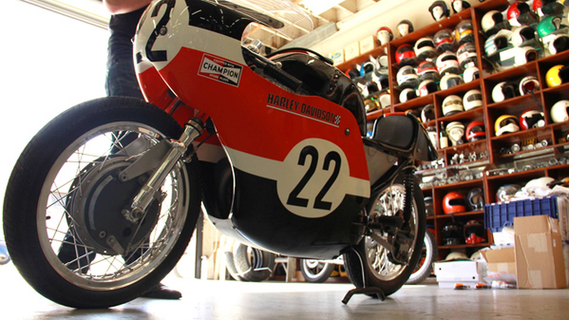 Retro: Harley Davidson KRTT