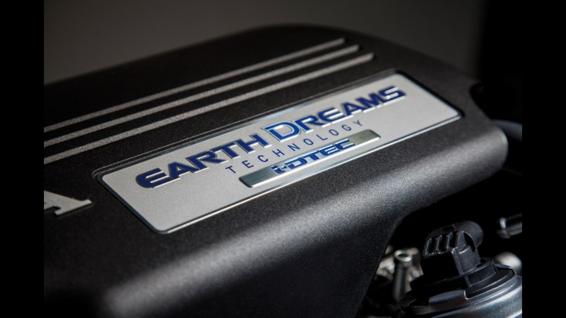 Honda lança o novo motor Earth Dreams na Europa - Muito leve, ele tem ...