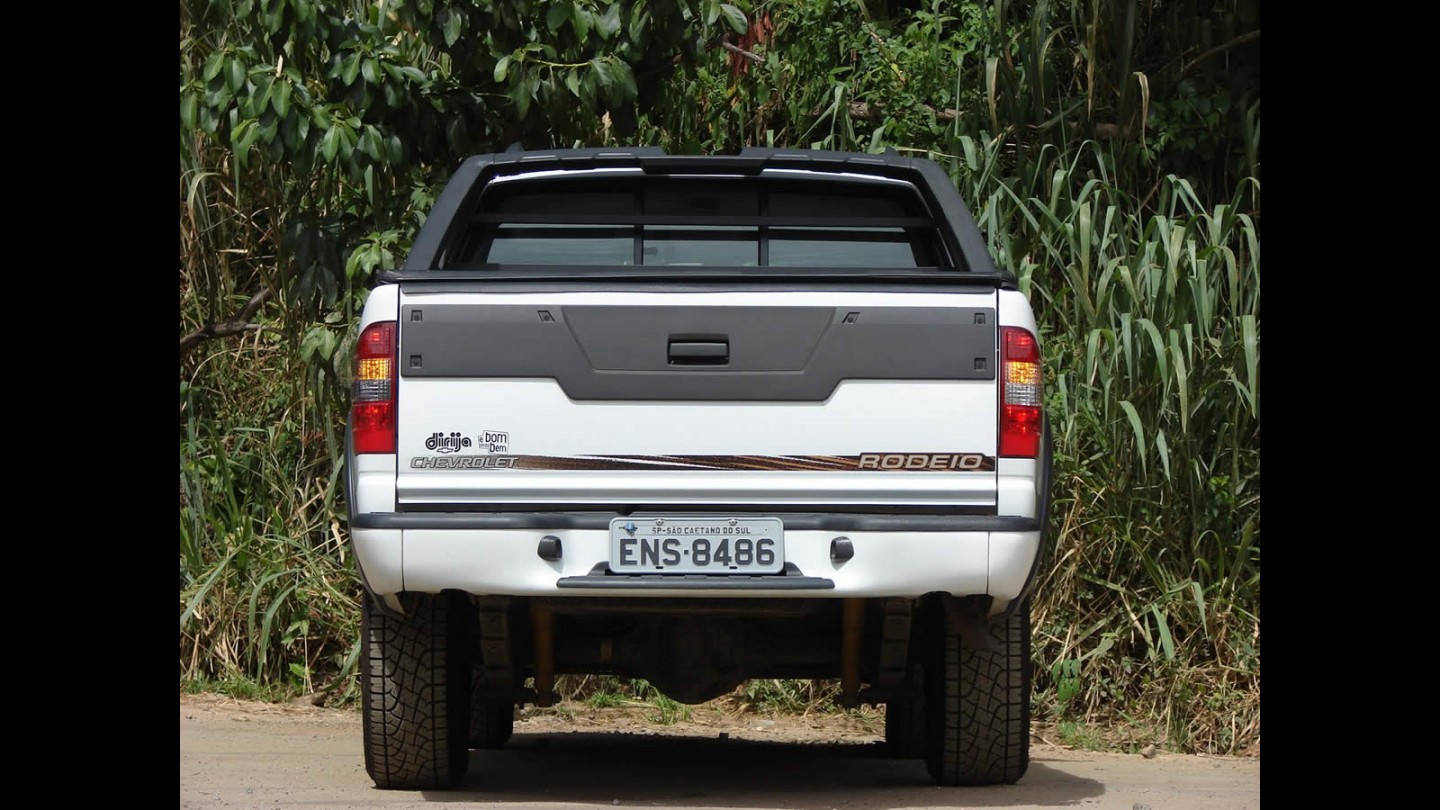 AVALIAÇÃO: Chevrolet S10 Rodeio 4x2 Cabine Dupla 2011