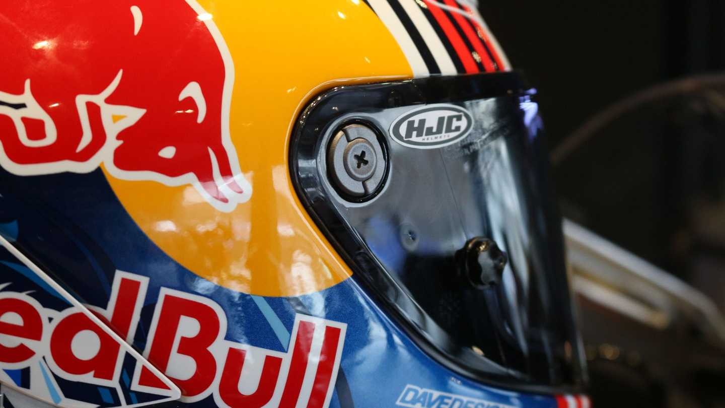 Gear Review: HJC RPHA 1N Red Bull Helmet