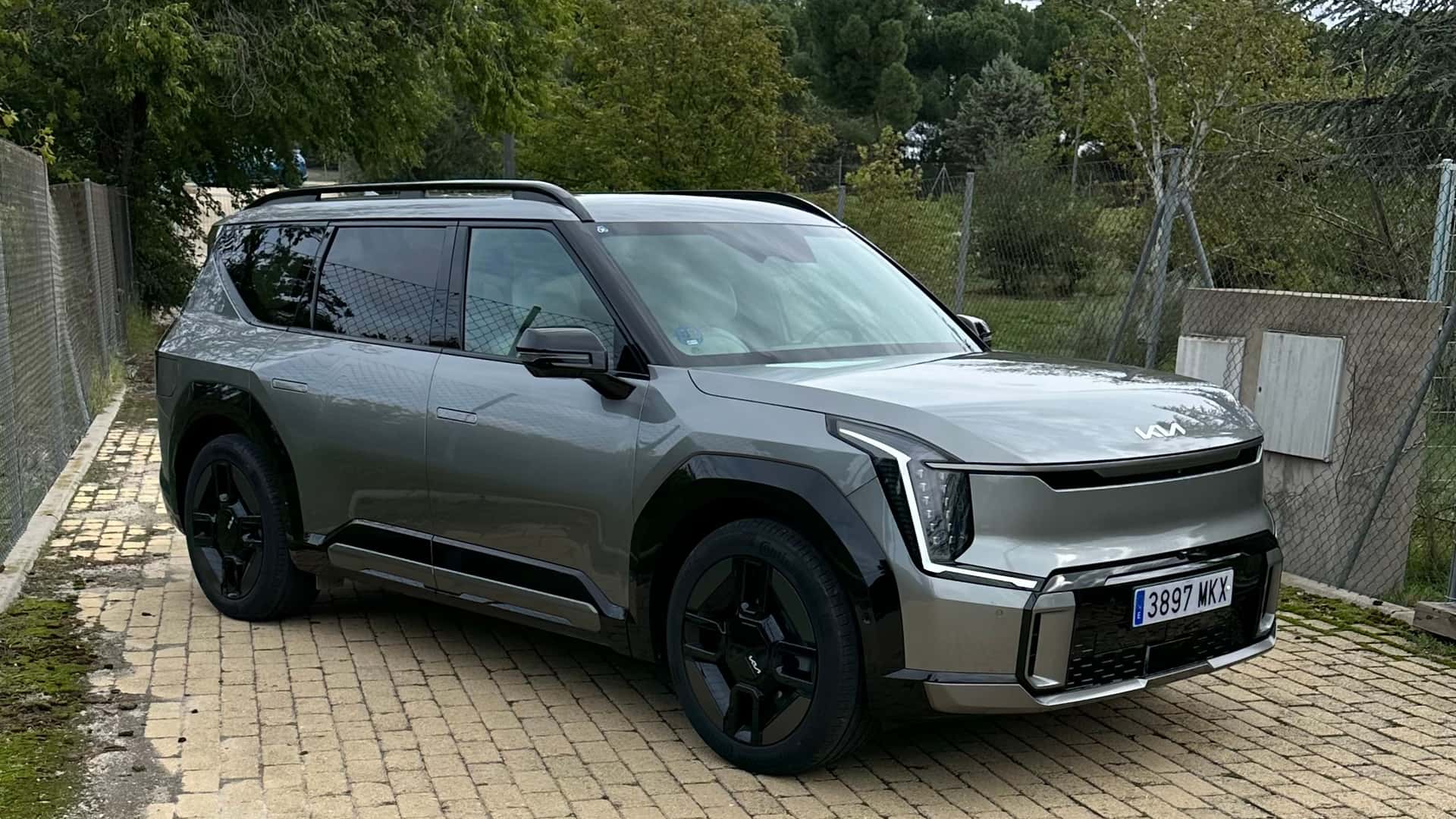 Al volante del Kia EV9 2023, un SUV eléctrico familiar convincente