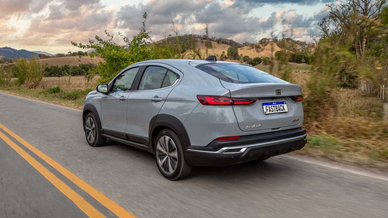 Versão de entrada? Fiat Fastback Drive 1.0 aparece na lista do Inmetro