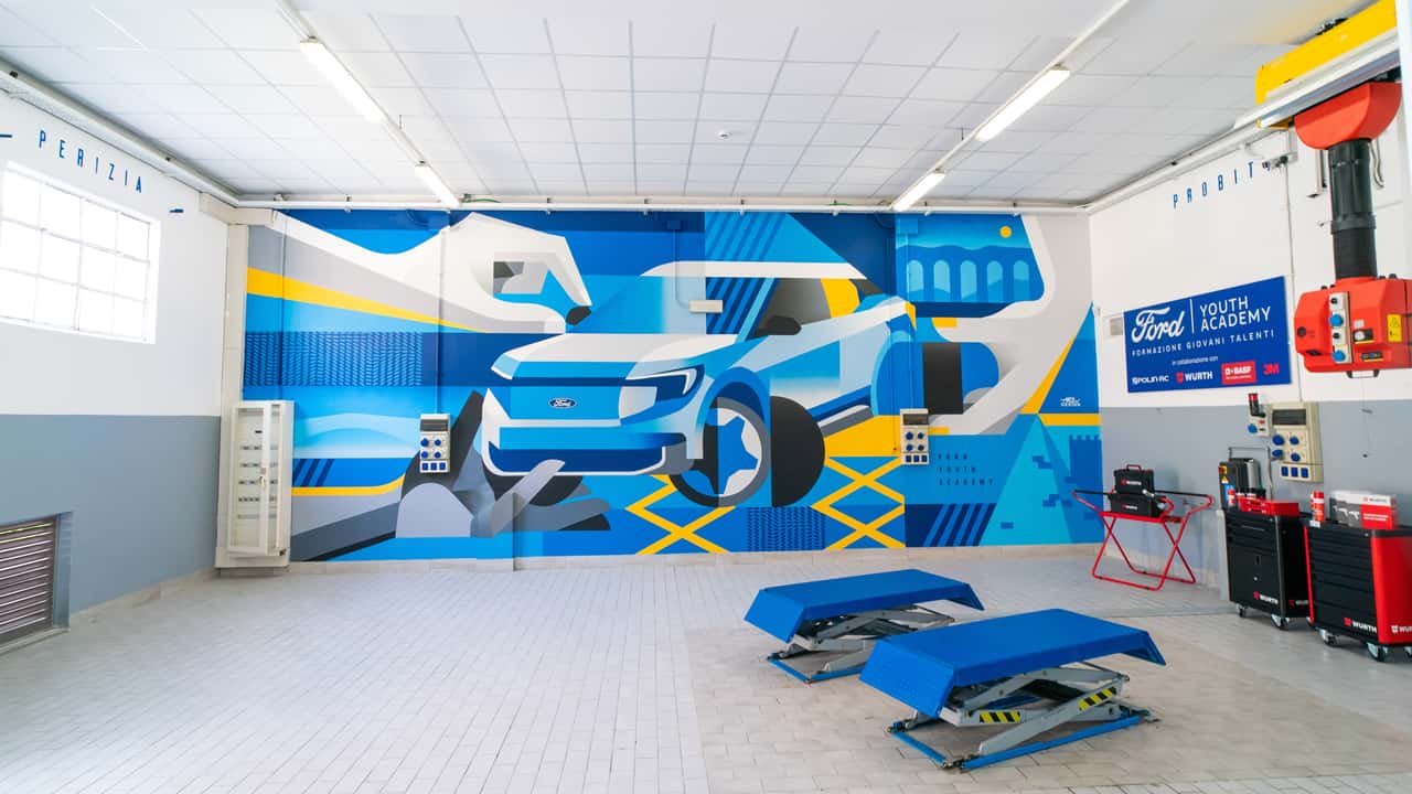 Ford apre la prima carrozzeria scolastica d’Italia