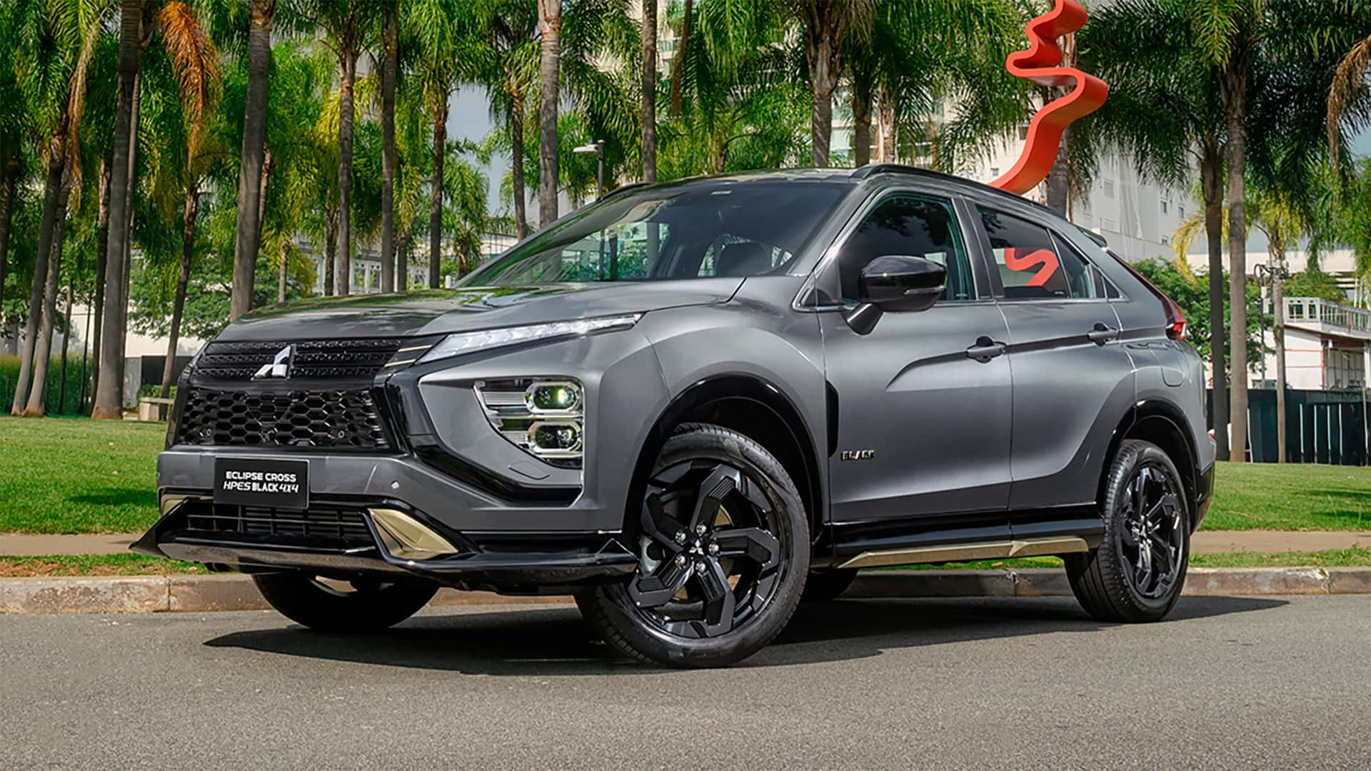 Mitsubishi Eclipse Cross 2026 fica mais completo; veja preços