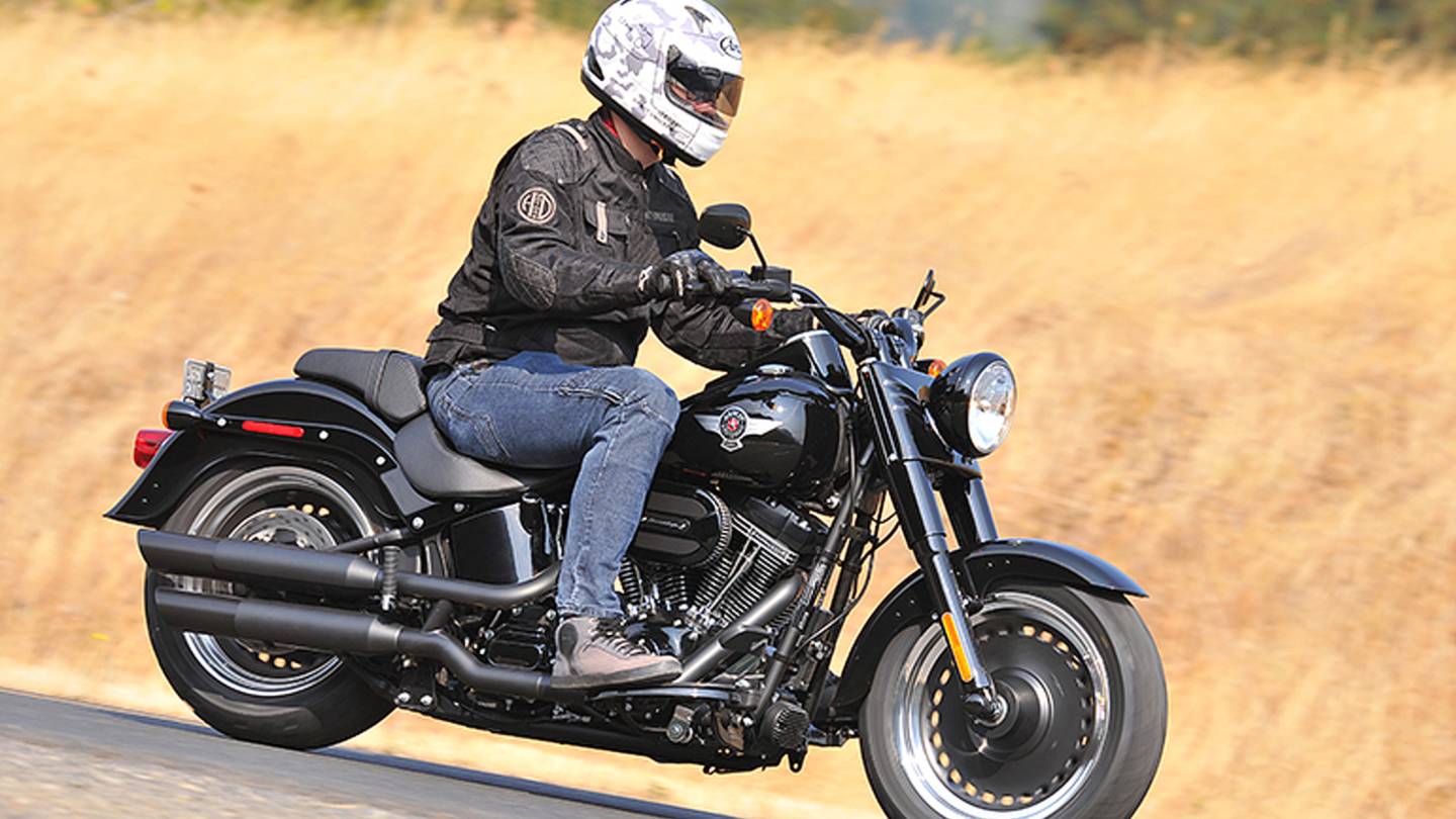 Harley’s Fastest Softails Ever - We Ride the 2016 Harley-Davidson ...