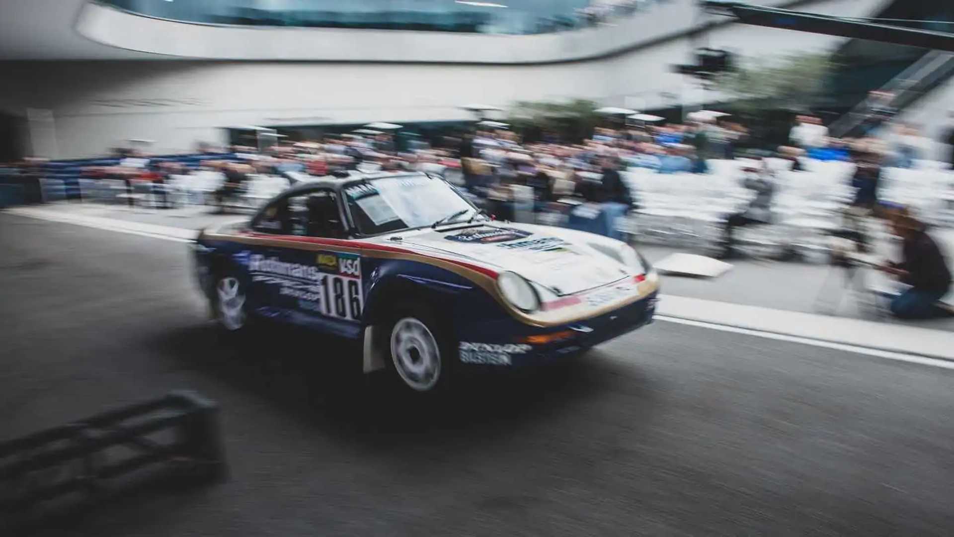 Une Porsche 959 Paris-Dakar vendue plus de 5 millions d'euros