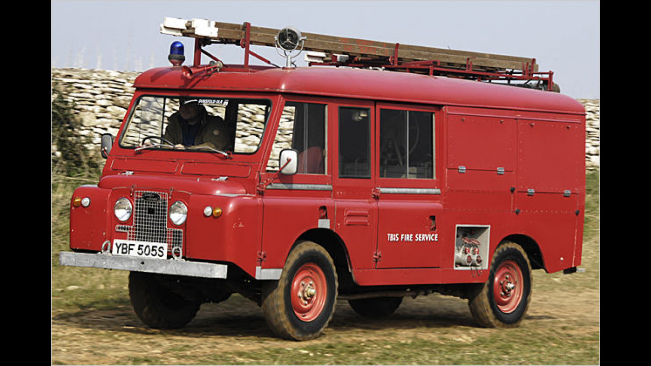 Land Rover extrem: Von Raupen bis zum Papst