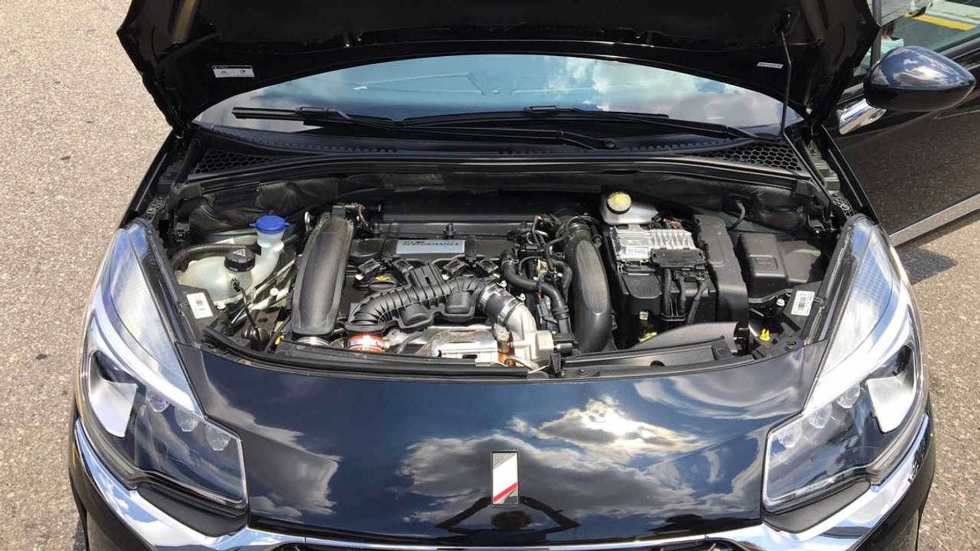 DS presentó su línea Performance en la Argentina