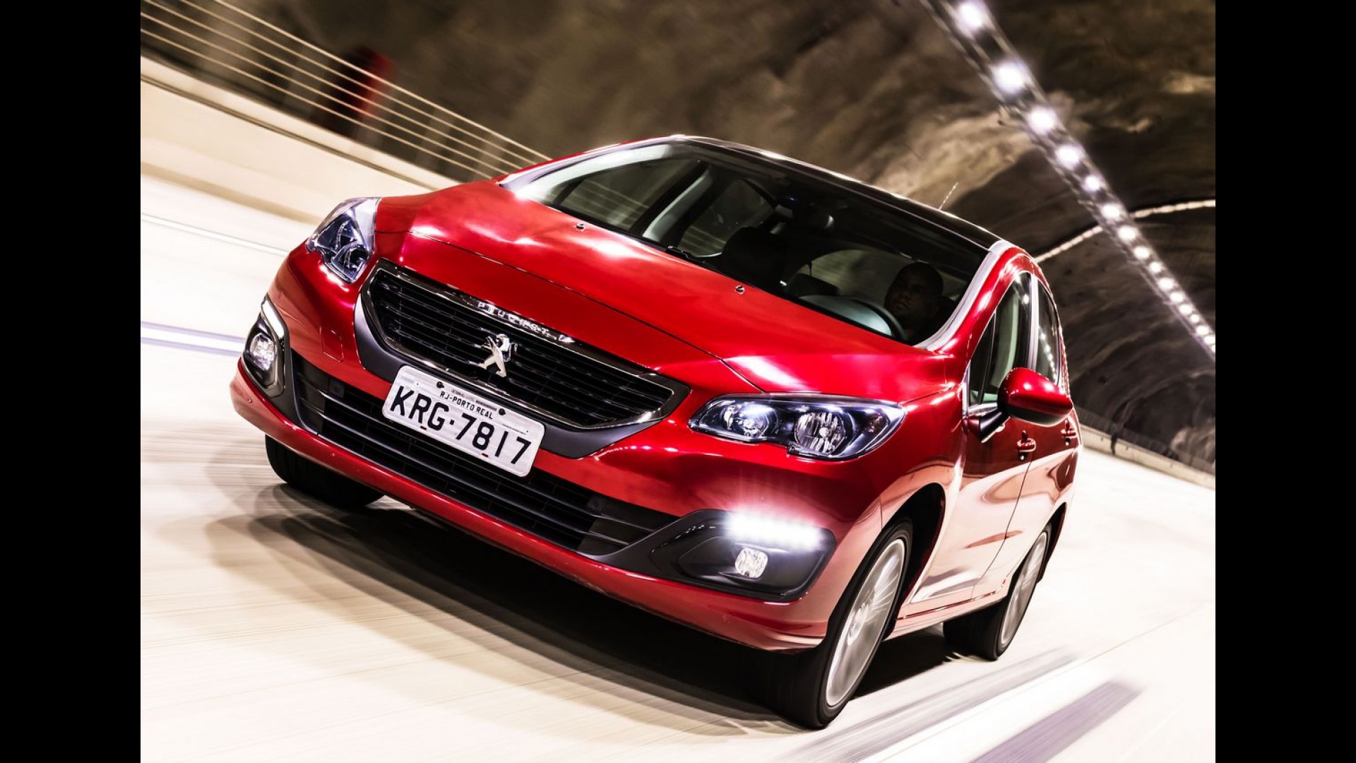 Peugeot 308 2016 é lançado no Brasil - veja detalhes e preços