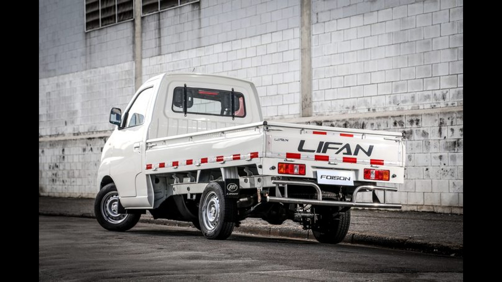 Lifan lança o mini truck Foison no Brasil por R$ 34.990