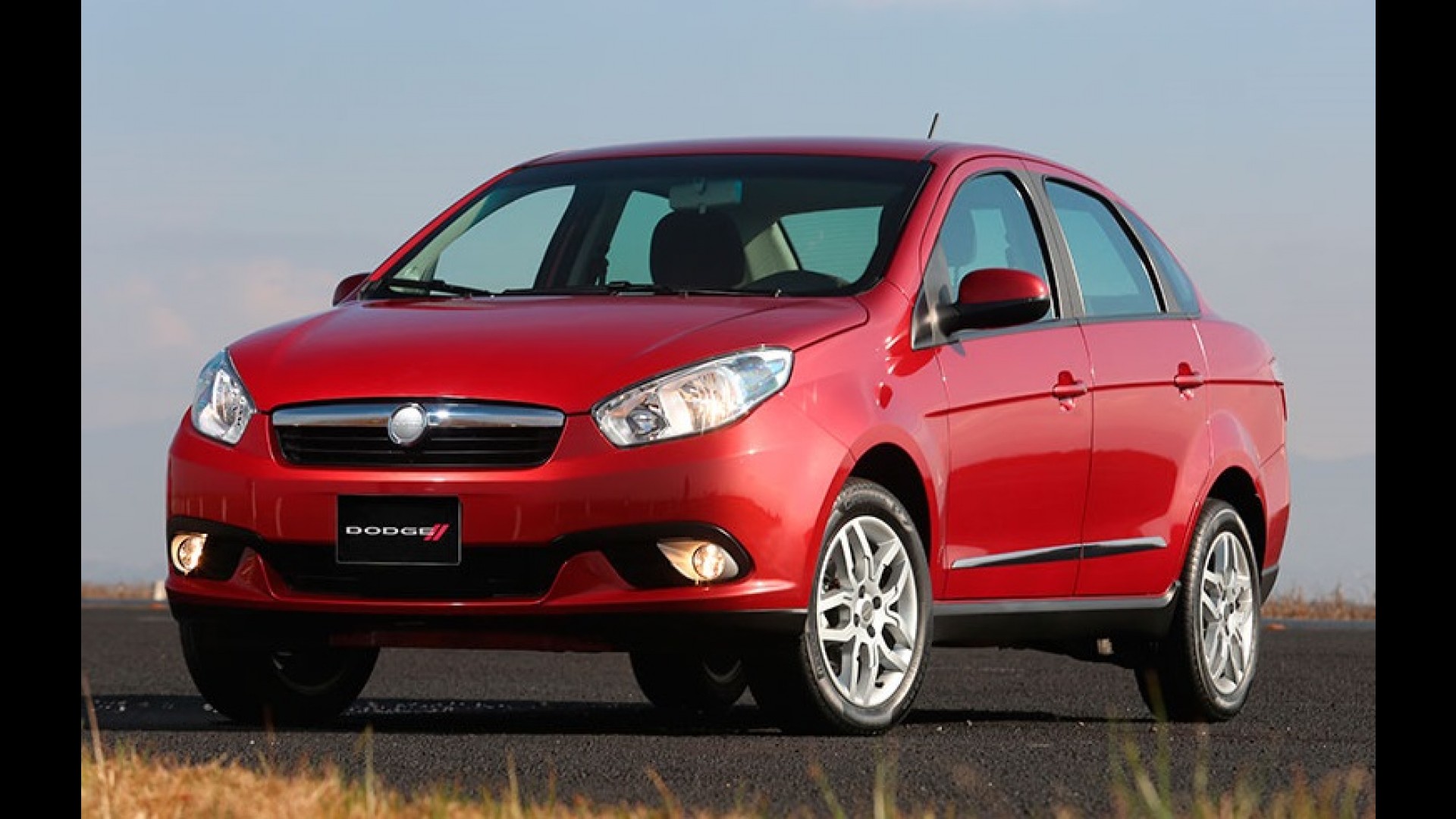 Fiat Grand Siena chega ao México como Dodge Vision por R$ 35 mil