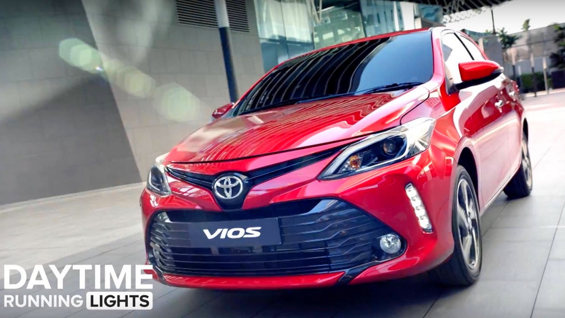 Irmão maior do Etios, Toyota Vios 2017 ganha reestilização na Tailândia