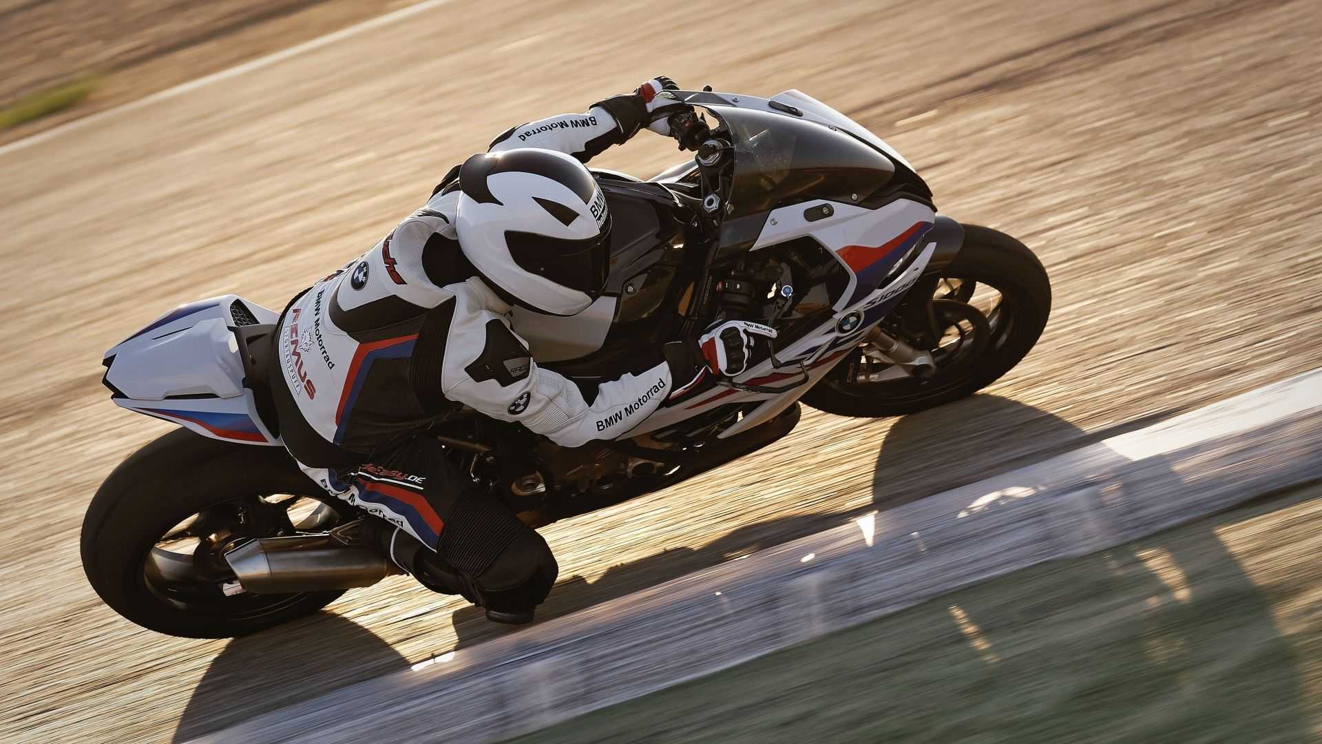 BMW S 1000 RR com pacote M chega ao Brasil ao preço de R$ 118.750