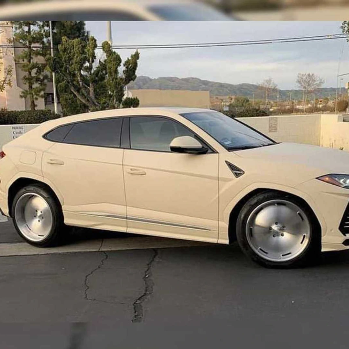 Kanye West Shows Off His New 350k Lamborghini Suv Pics