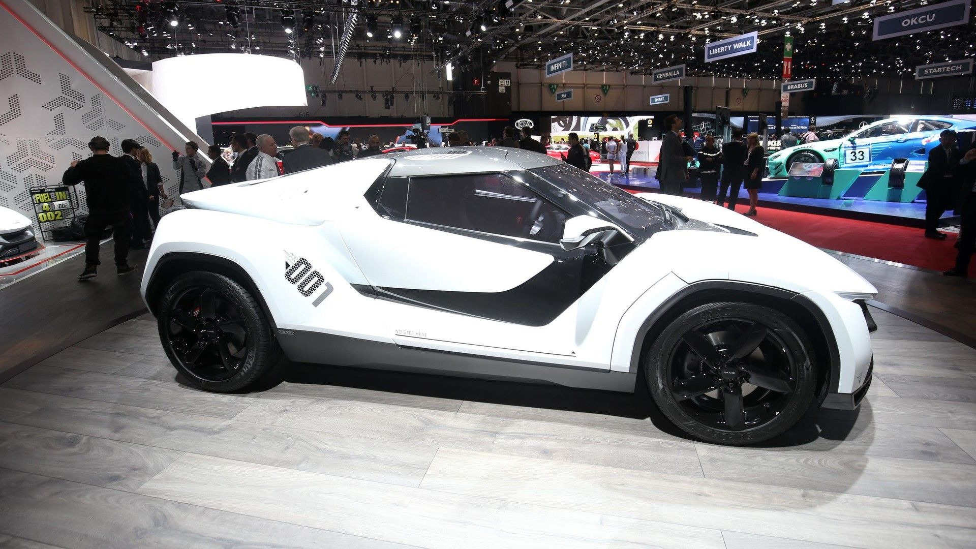 Tata Tamo Racemo - Une petite sportive venue d'Inde