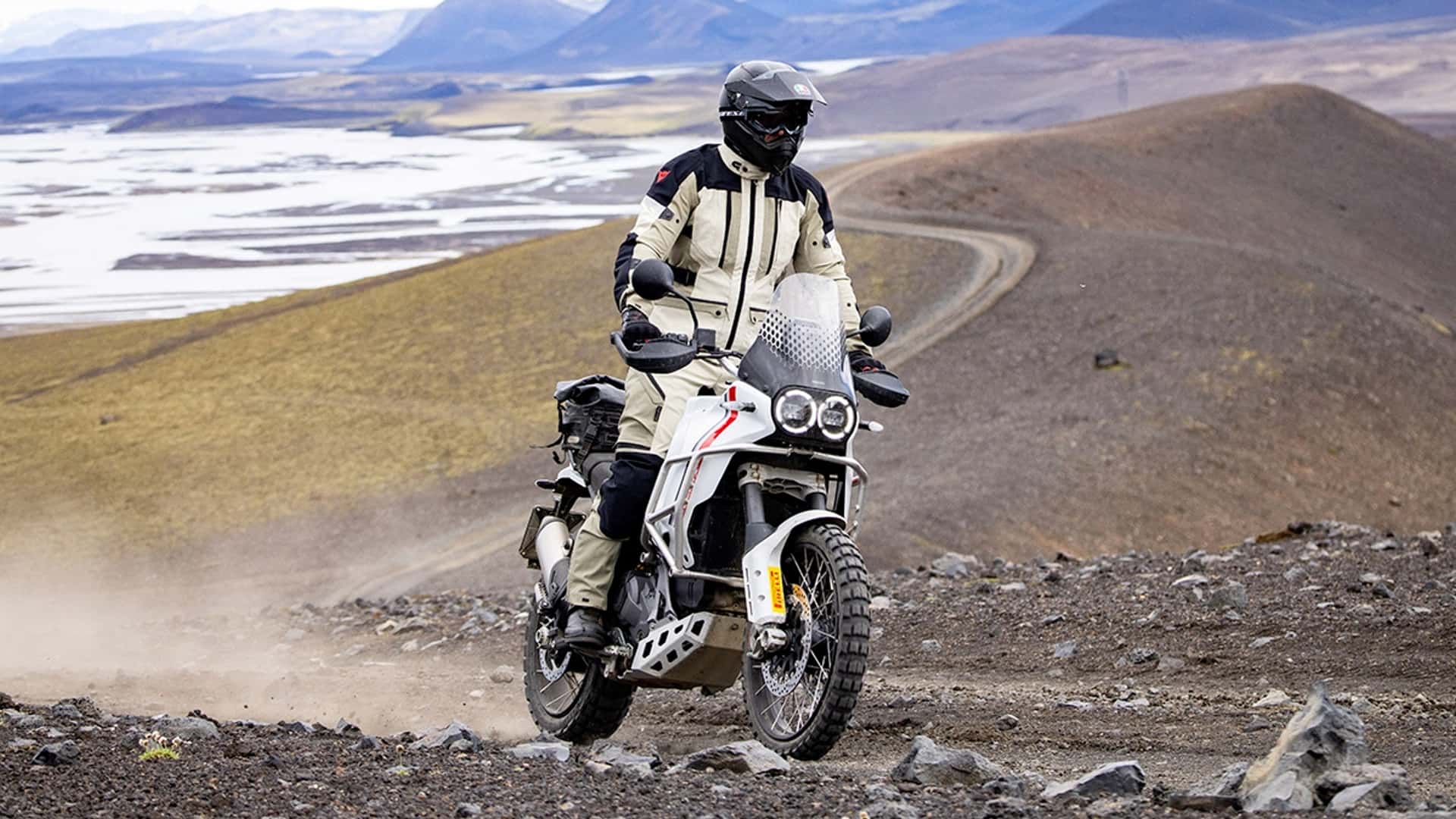 Dainese’s Winter/Fall 2025 Touring/ADV Collection Won’t Let Winter Stop ...